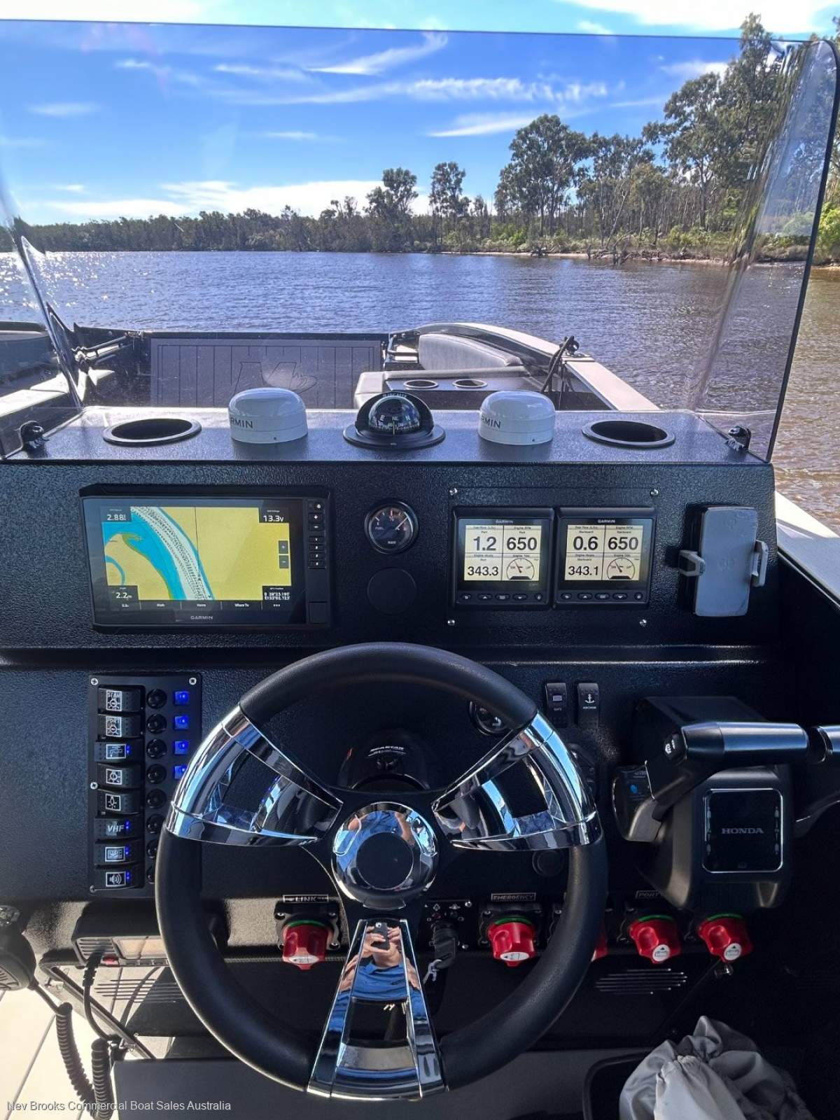 Used Mancraft 8.5m Wide Body Pontoon Boat for Sale | Boats For Sale ...