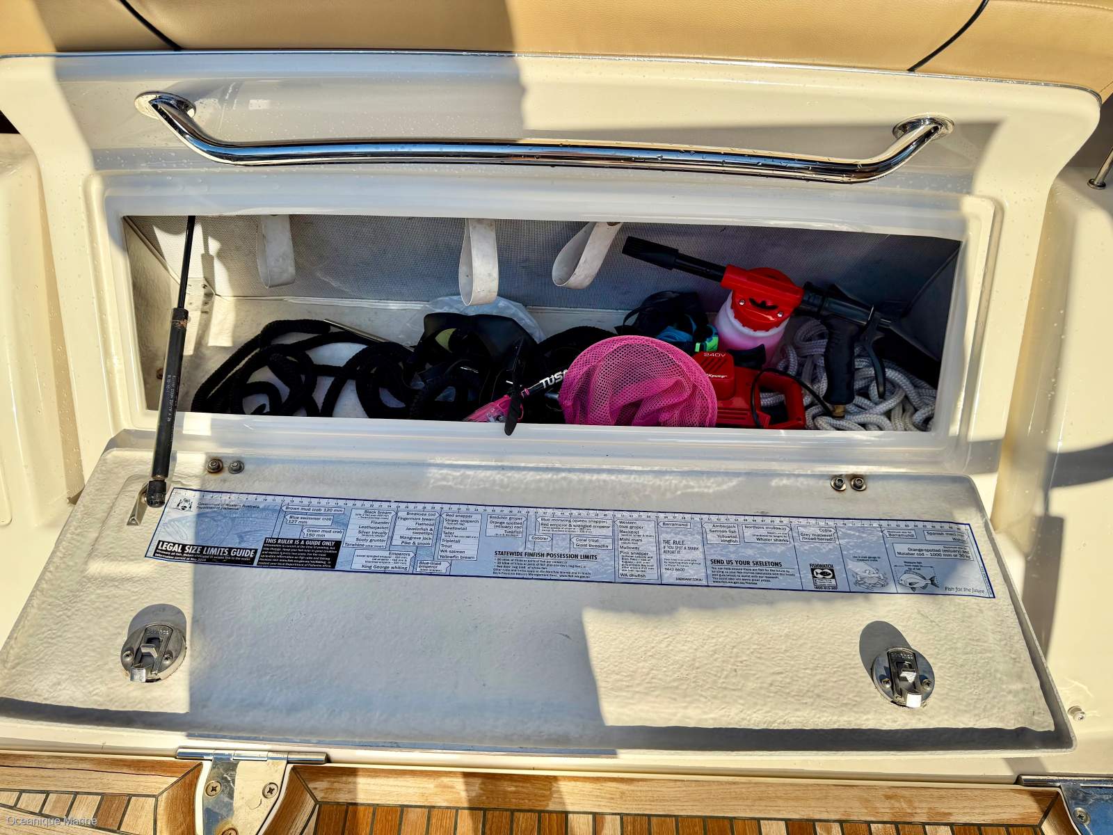 Sea Ray 305 Hard Top Sundancer For Sale | Oceanique Marine