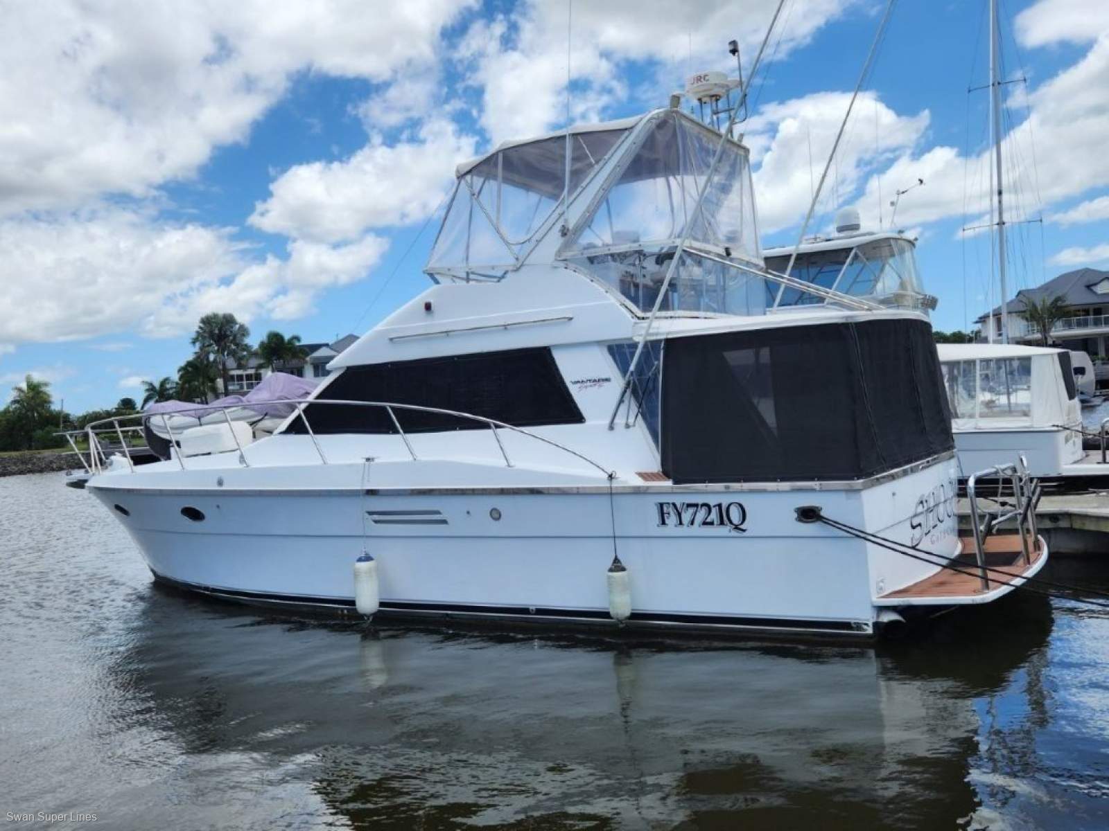 Used Pacific Motoryachts Flybridge Vantarie Sports Cruiser Pacific ...