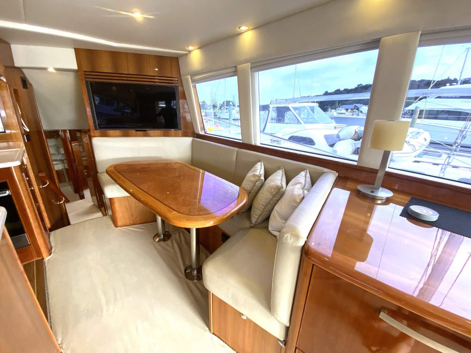 Used Riviera 60 Flybridge for Sale | Boats For Sale | Yachthub