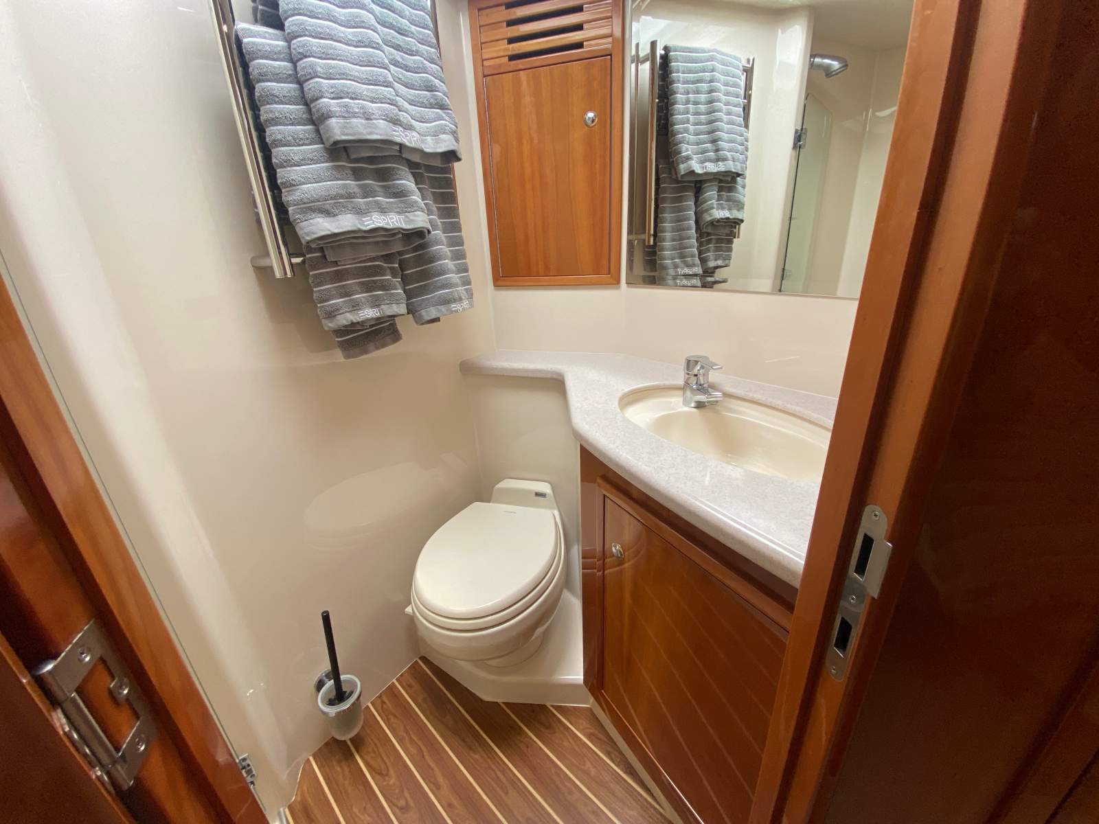 Used Riviera 60 Flybridge for Sale | Boats For Sale | Yachthub