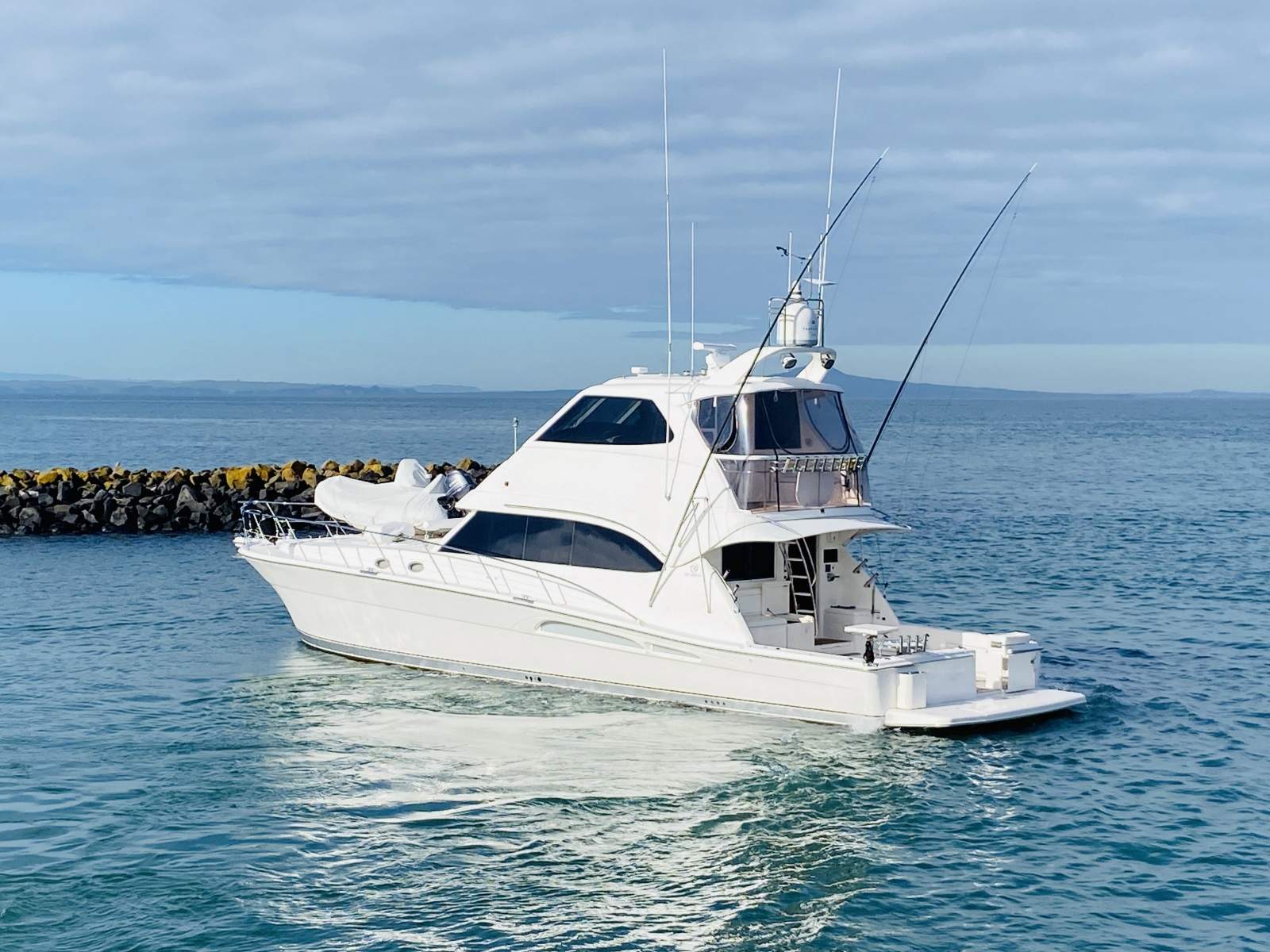 Used Riviera 60 Flybridge for Sale | Boats For Sale | Yachthub