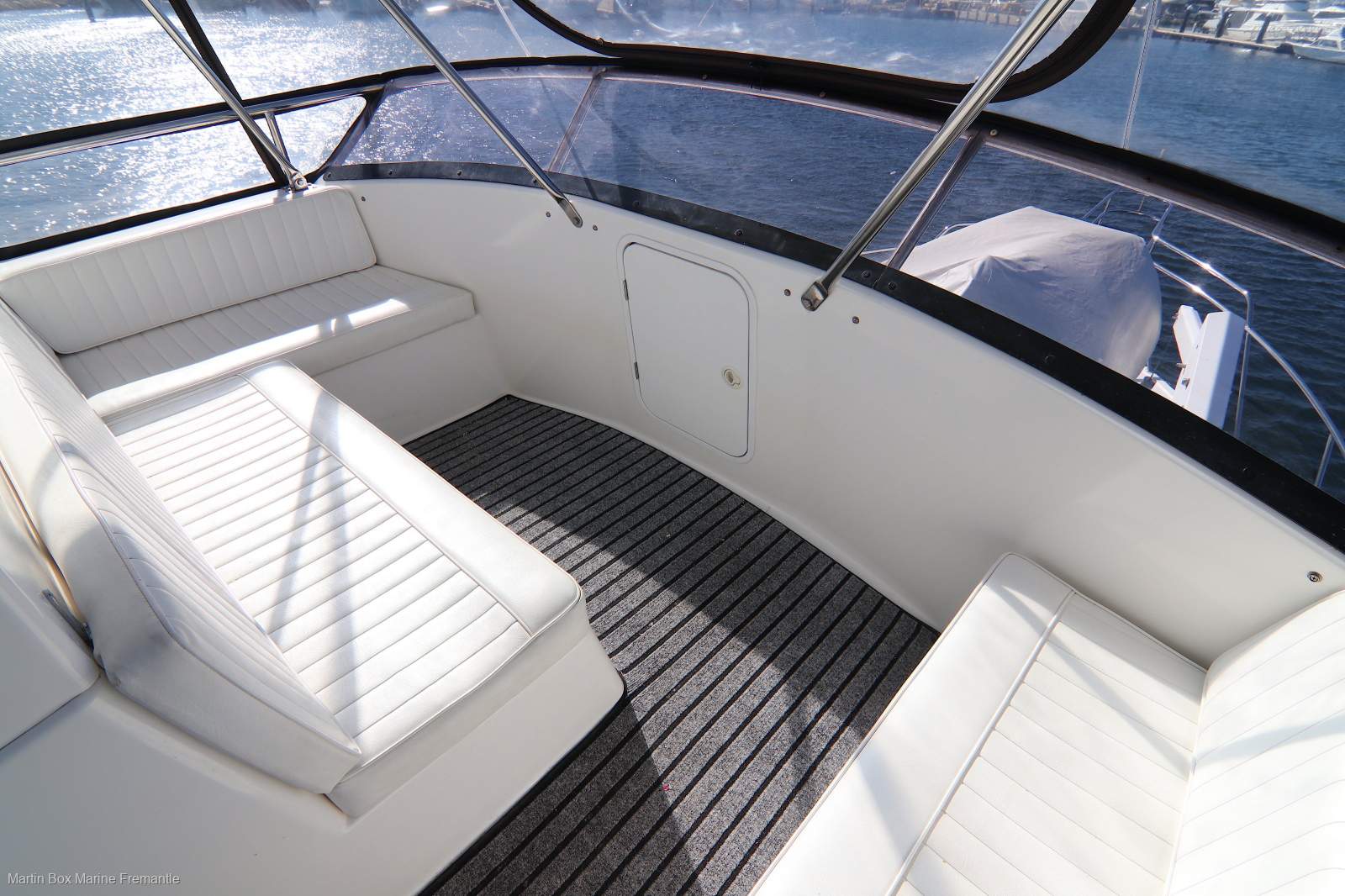 Used Caribbean 35 Flybridge Cruiser With Twin 330hp Cummins Diesels for ...