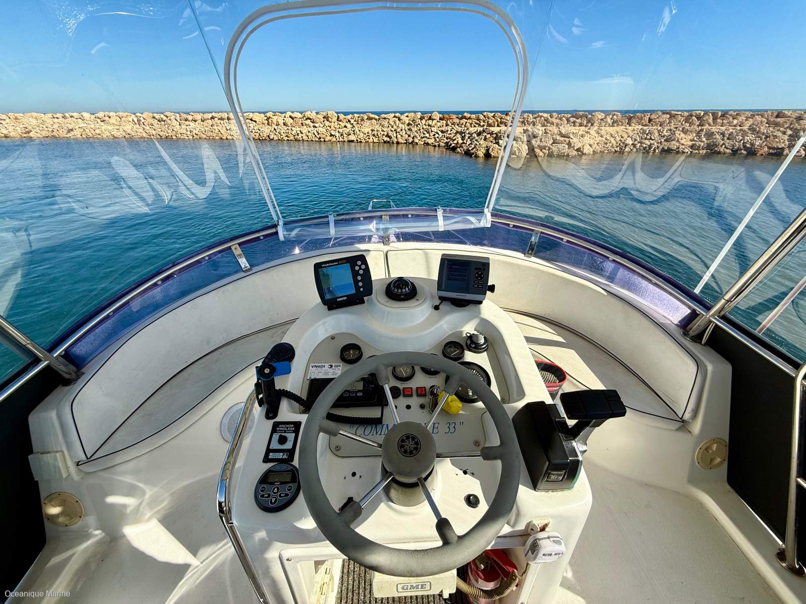Used Commodore 33 Flybridge Twin Cabin Cruiser for Sale | Boats For ...