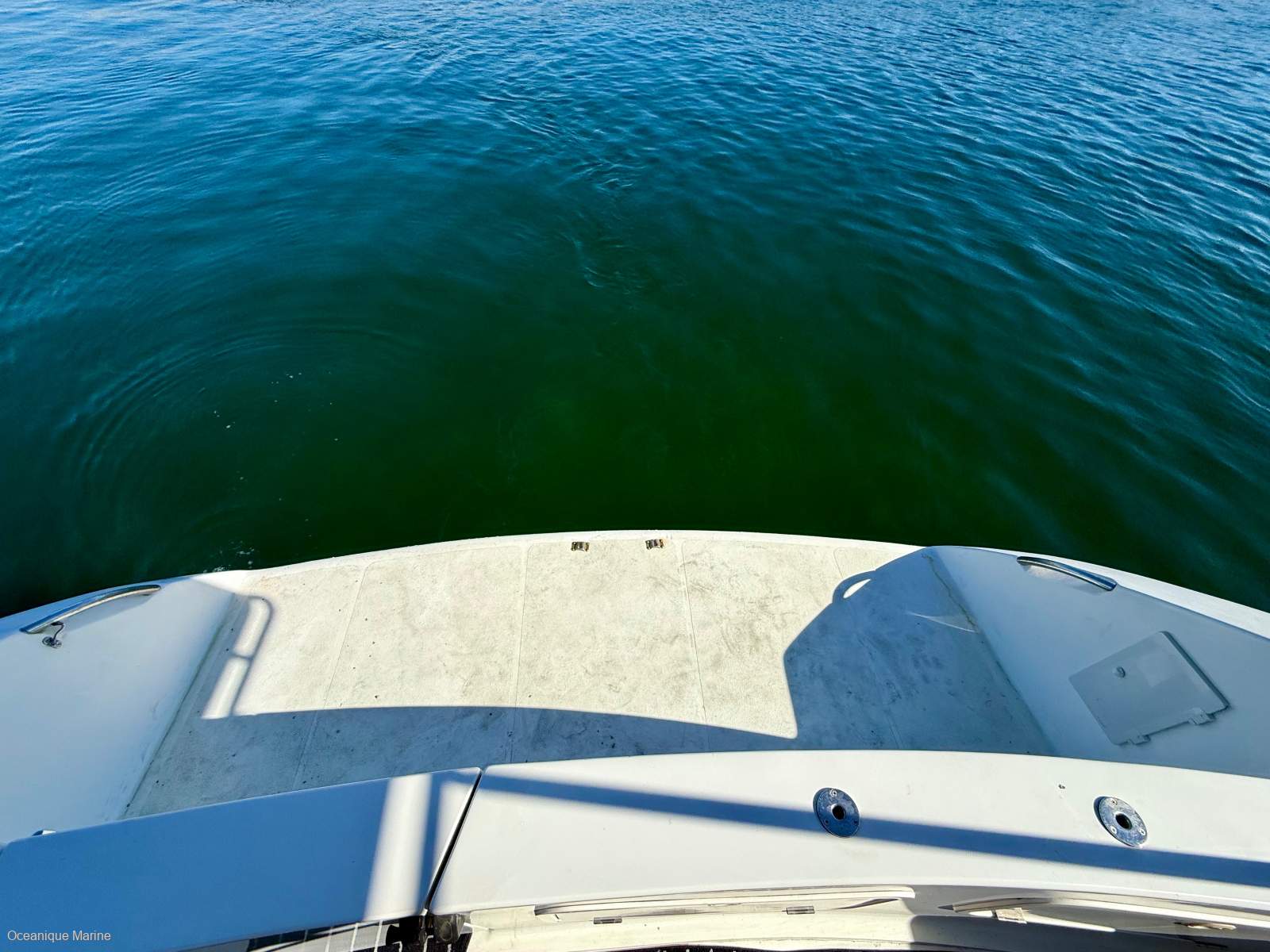 Used Commodore 33 Flybridge Twin Cabin Cruiser for Sale | Boats For ...