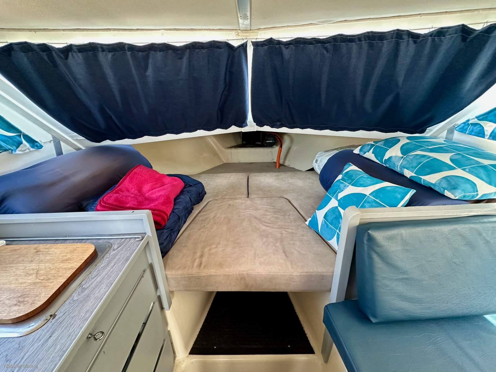 Used Chris Craft Catalina 24 - Shaft Drive Diesel for Sale | Boats For ...