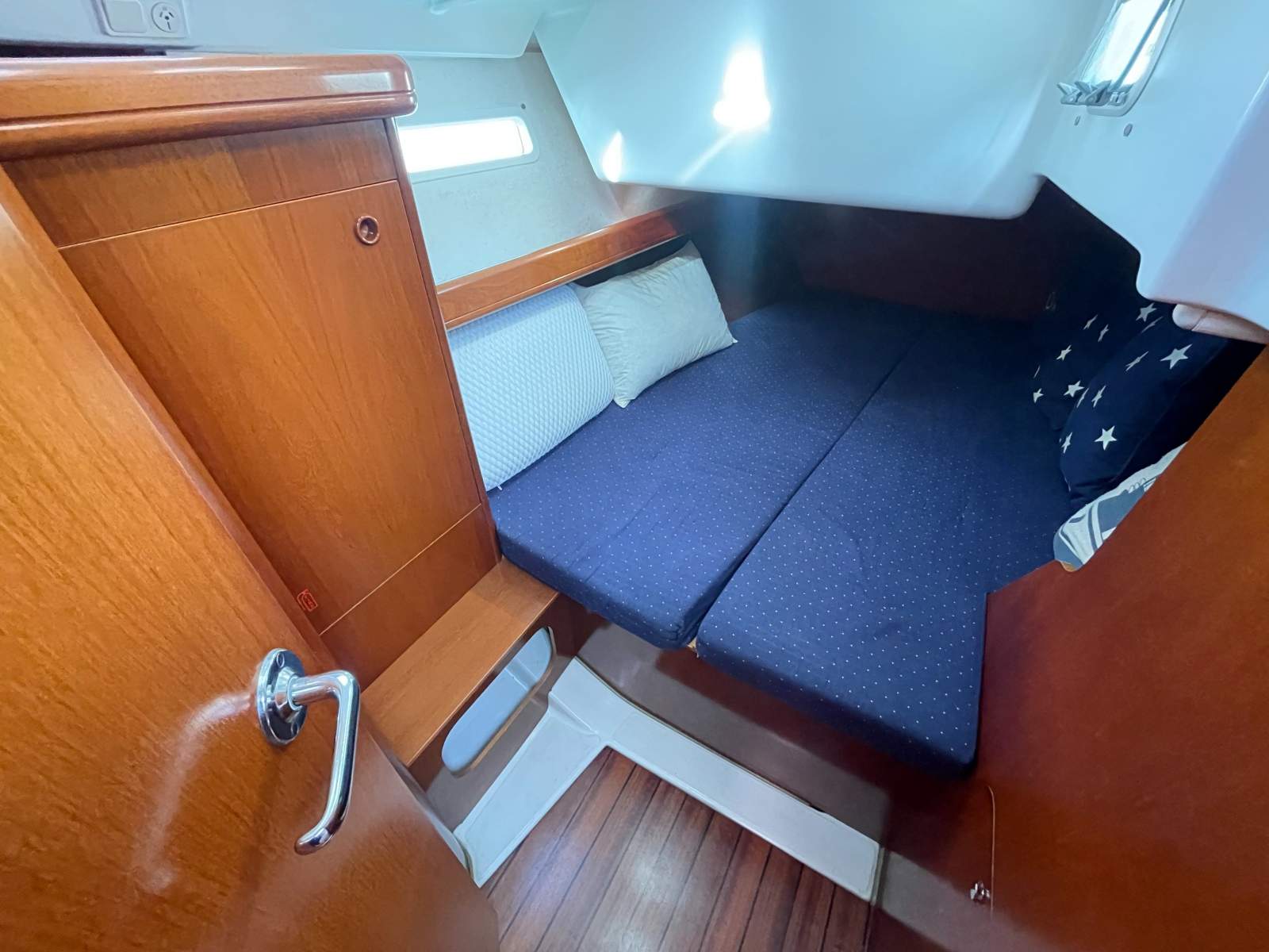 Used Beneteau Oceanis 393 for Sale | Yachts For Sale | Yachthub