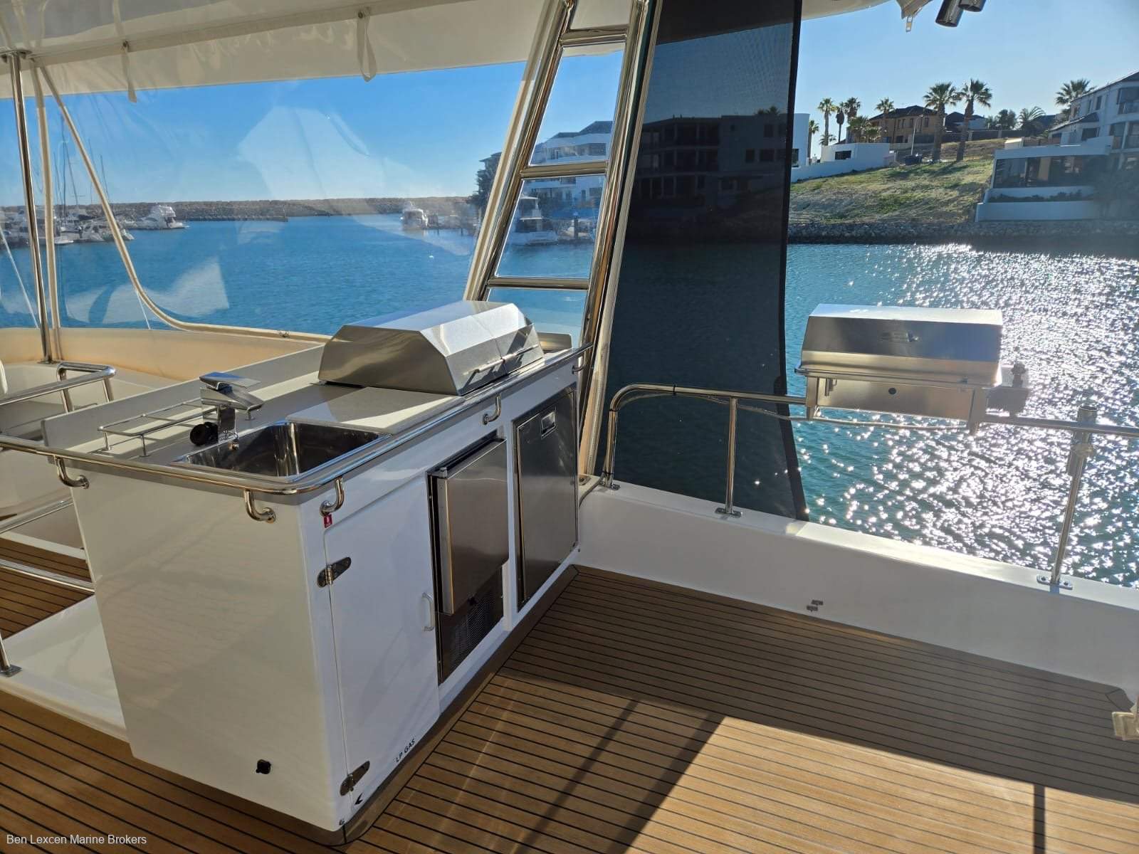 Used Leopard Catamarans 51 Powercat Flybridge Owners Version for Sale ...