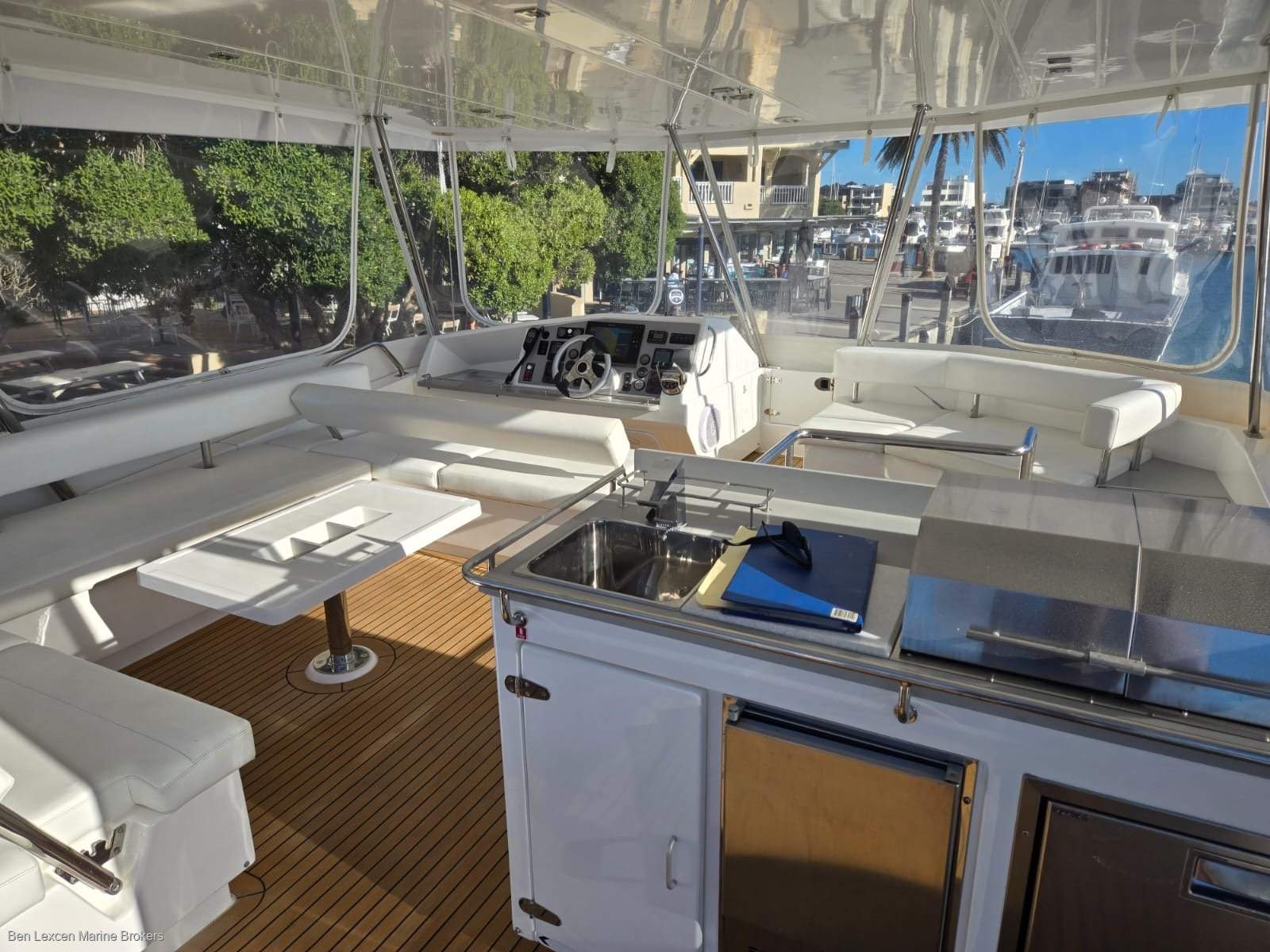 Used Leopard Catamarans 51 Powercat Flybridge Owners Version for Sale ...