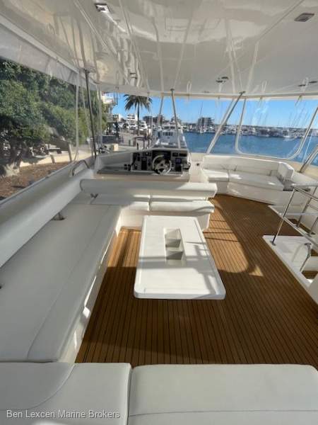 Used Leopard Catamarans 51 Powercat Flybridge Owners Version for Sale ...