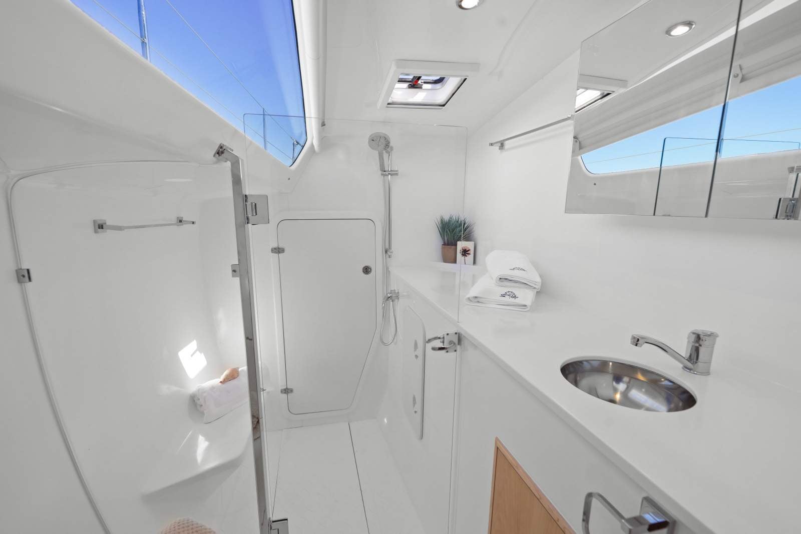 New Lightwave 46 for Sale | Yachts For Sale | Yachthub