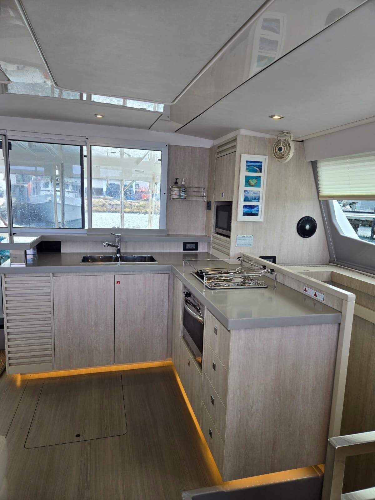 Used Leopard Catamarans 51 Powercat for Sale | Boats For Sale | Yachthub
