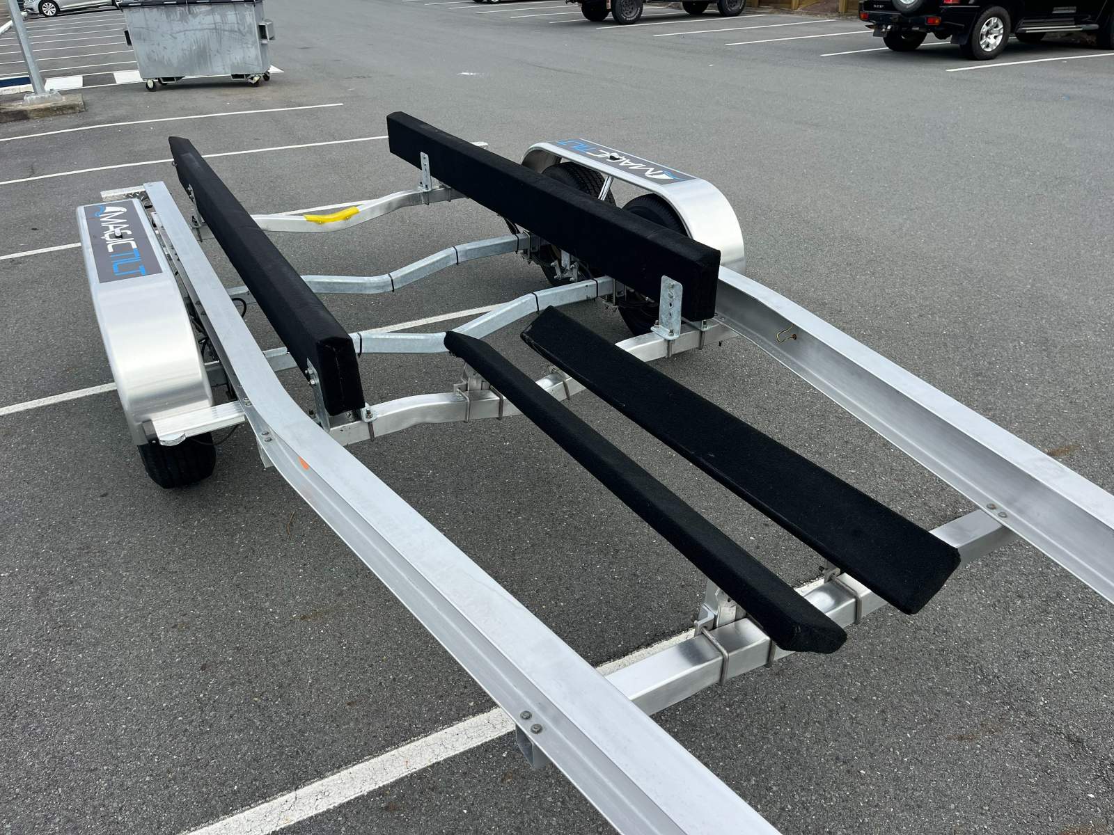 New Magic Tilt Alloy Tandem Trailer For Sale | Lifetime Boats