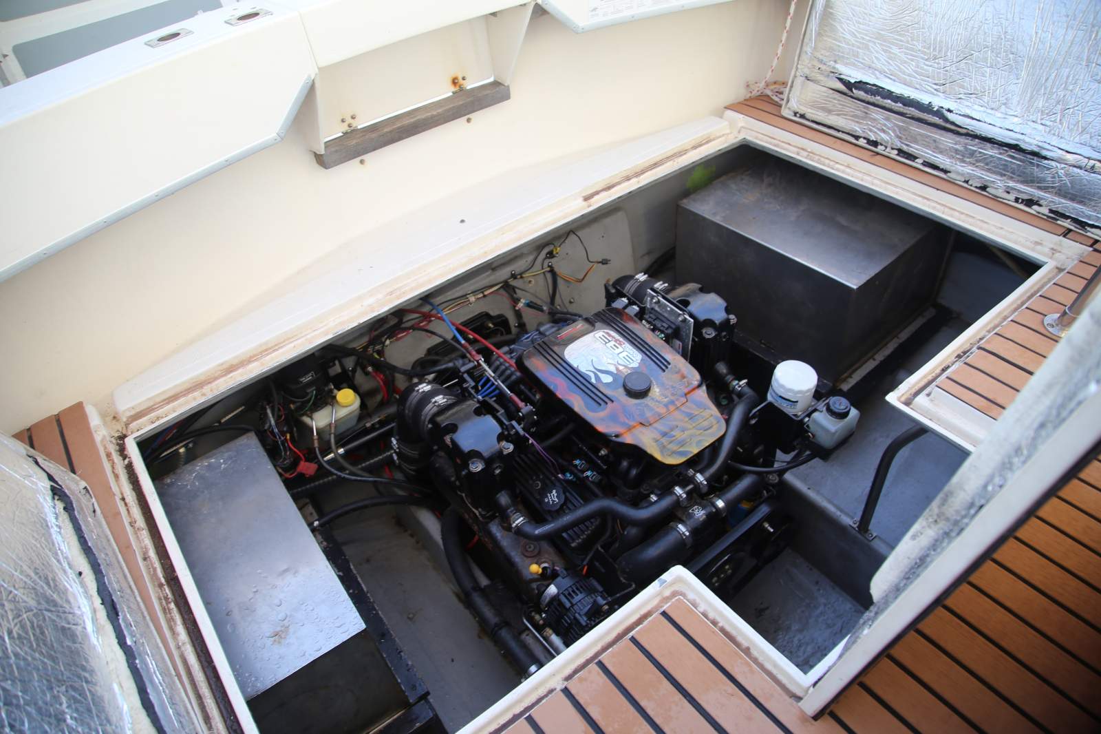 Used Mariner 28 Flybridge Upgraded Low Hours Engine, Exceptional ...