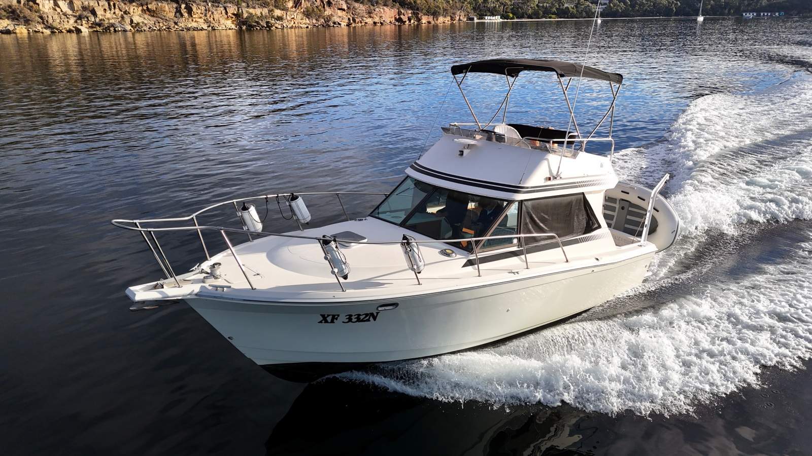 Mariner 28 Flybridge UPGRADED LOW HOURS ENGINE, EXCEPTIONAL CONDITION ...