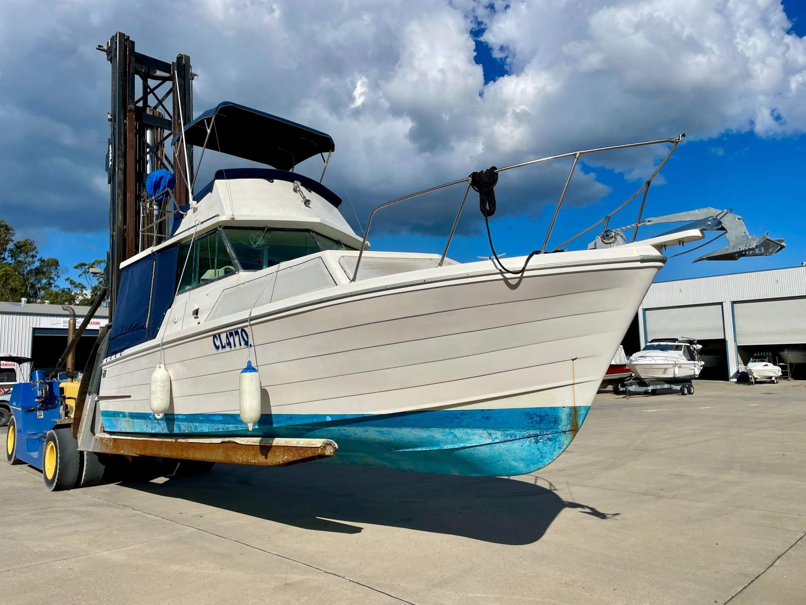 Used Mariner 26 Pacer Flybridge Cruiser for Sale | Boats For Sale ...