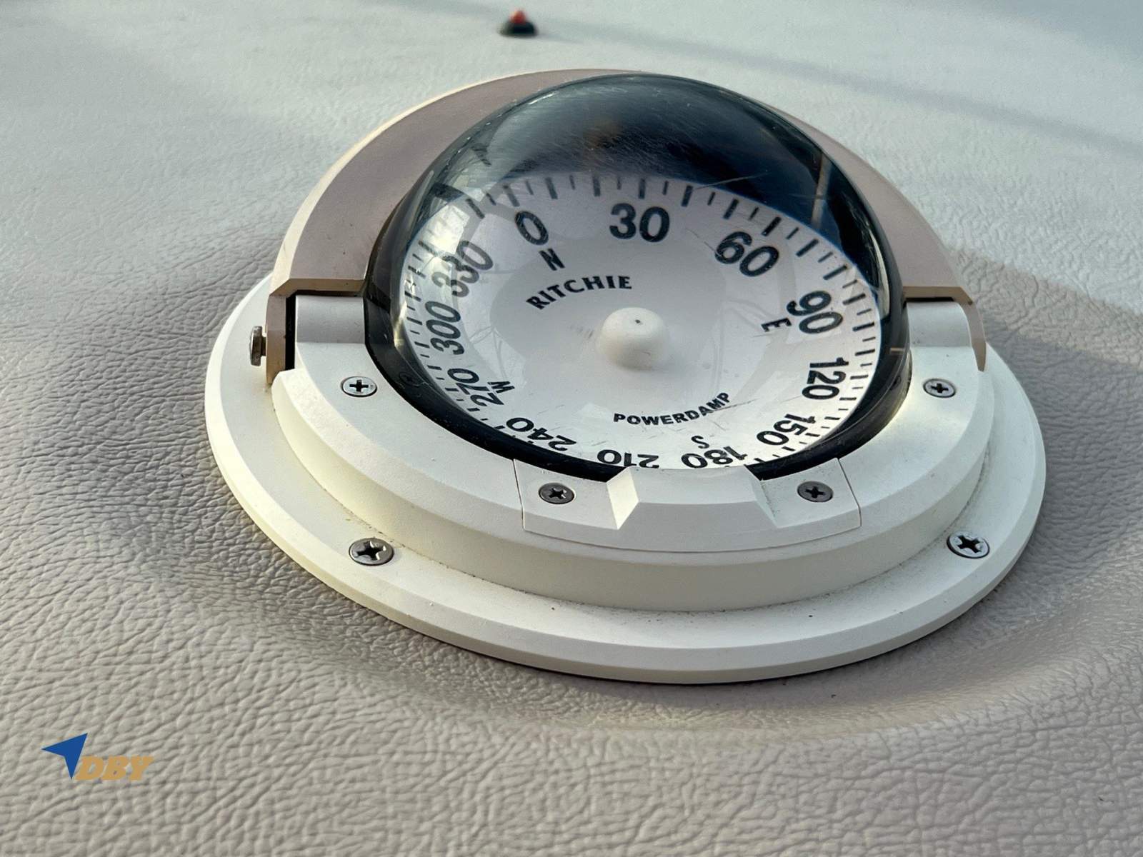 Used Riviera M290 Sports Cruiser for Sale | Boats For Sale | Yachthub