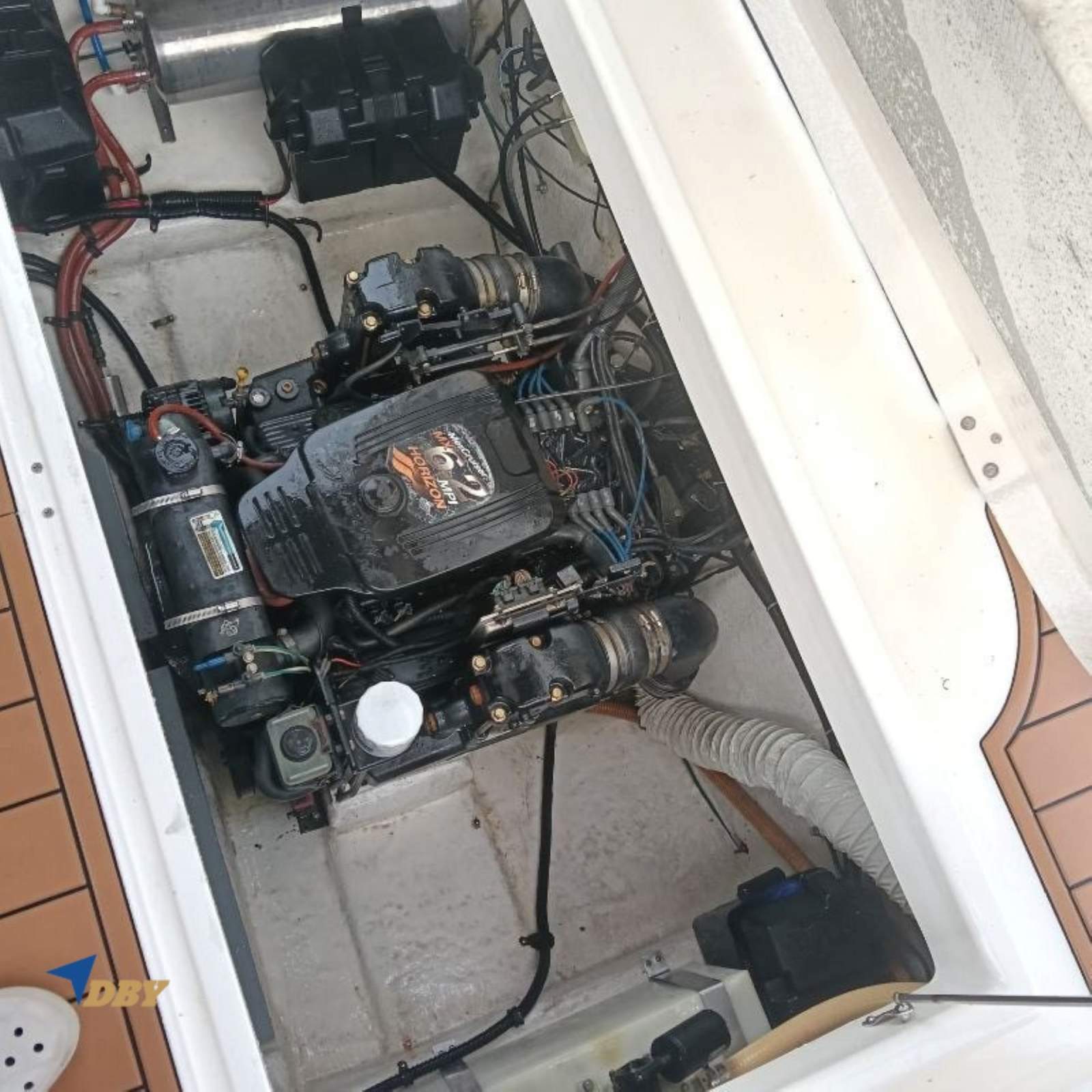 Used Riviera M290 Sports Cruiser for Sale | Boats For Sale | Yachthub