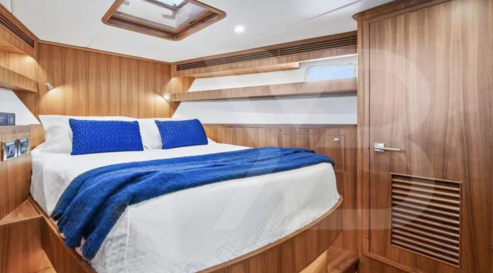 Used Outer Reef 670 Azure for Sale | Boats For Sale | Yachthub