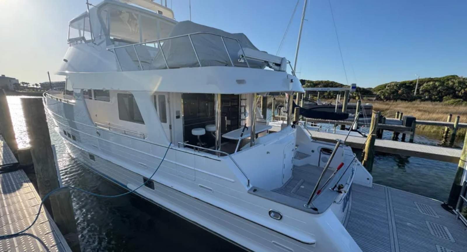 Used Outer Reef 670 Azure for Sale | Boats For Sale | Yachthub