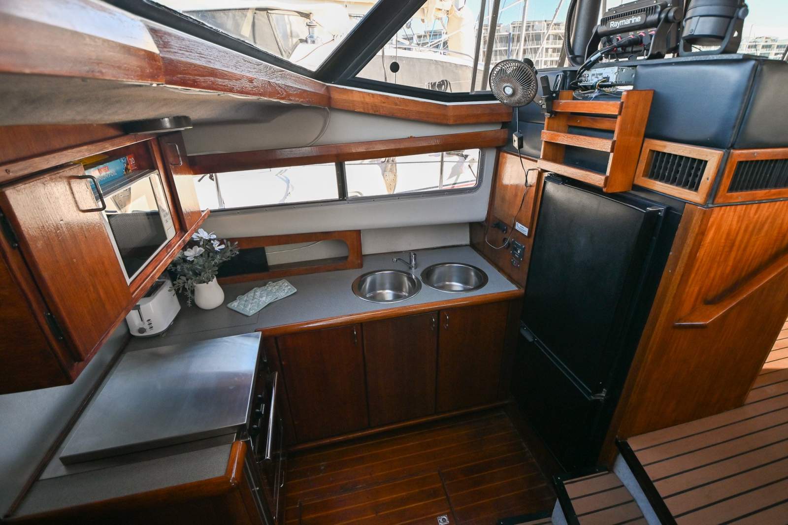 Used Bayliner 3888 Flybridge for Sale | Boats For Sale | Yachthub