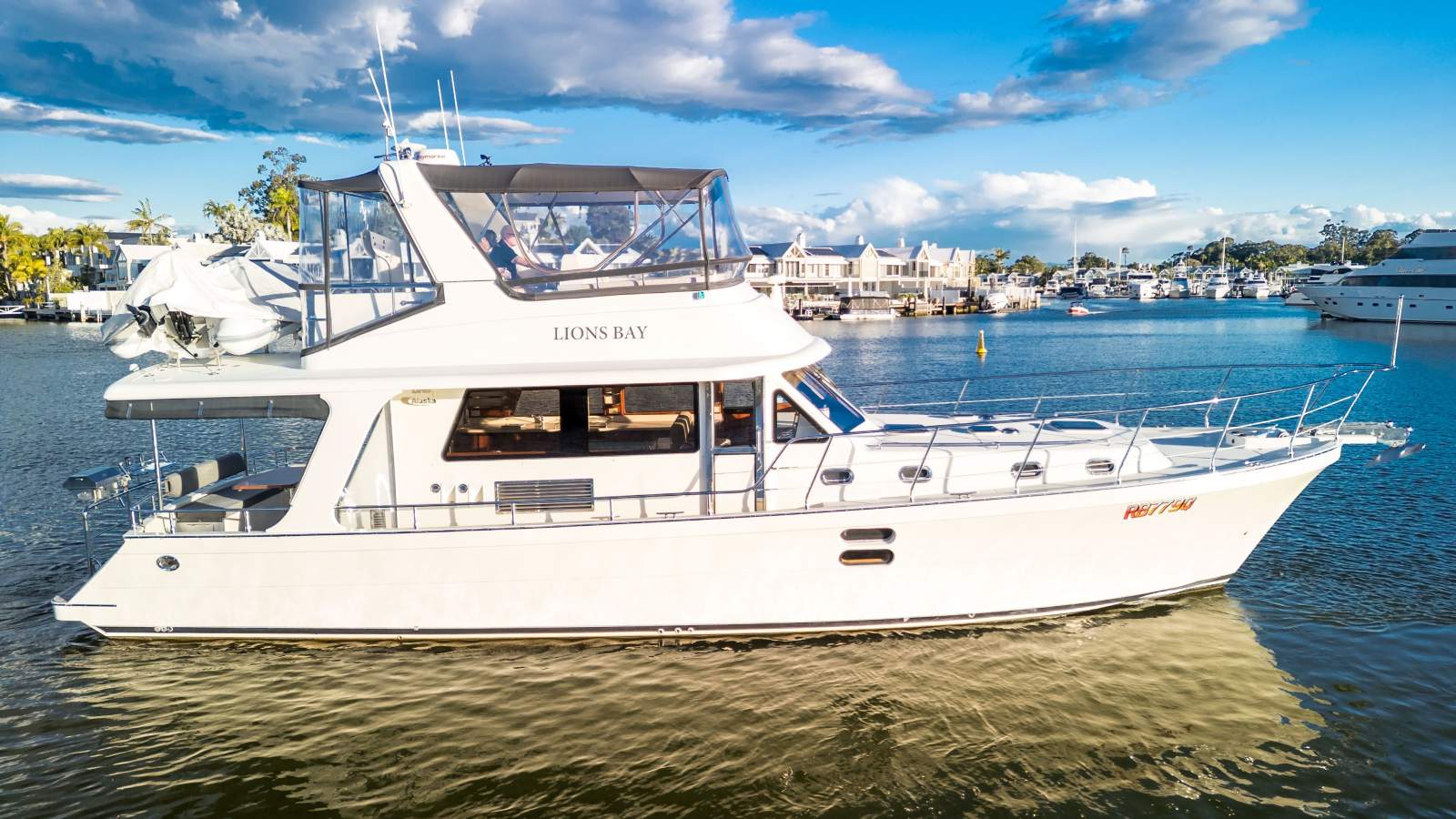 Used Alaska 46 Flybridge 2012 'lions Bay' for Sale | Boats For Sale ...