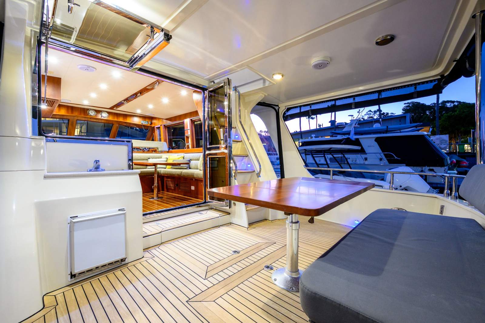 Used Alaska 46 Flybridge 2012 'lions Bay' for Sale | Boats For Sale ...