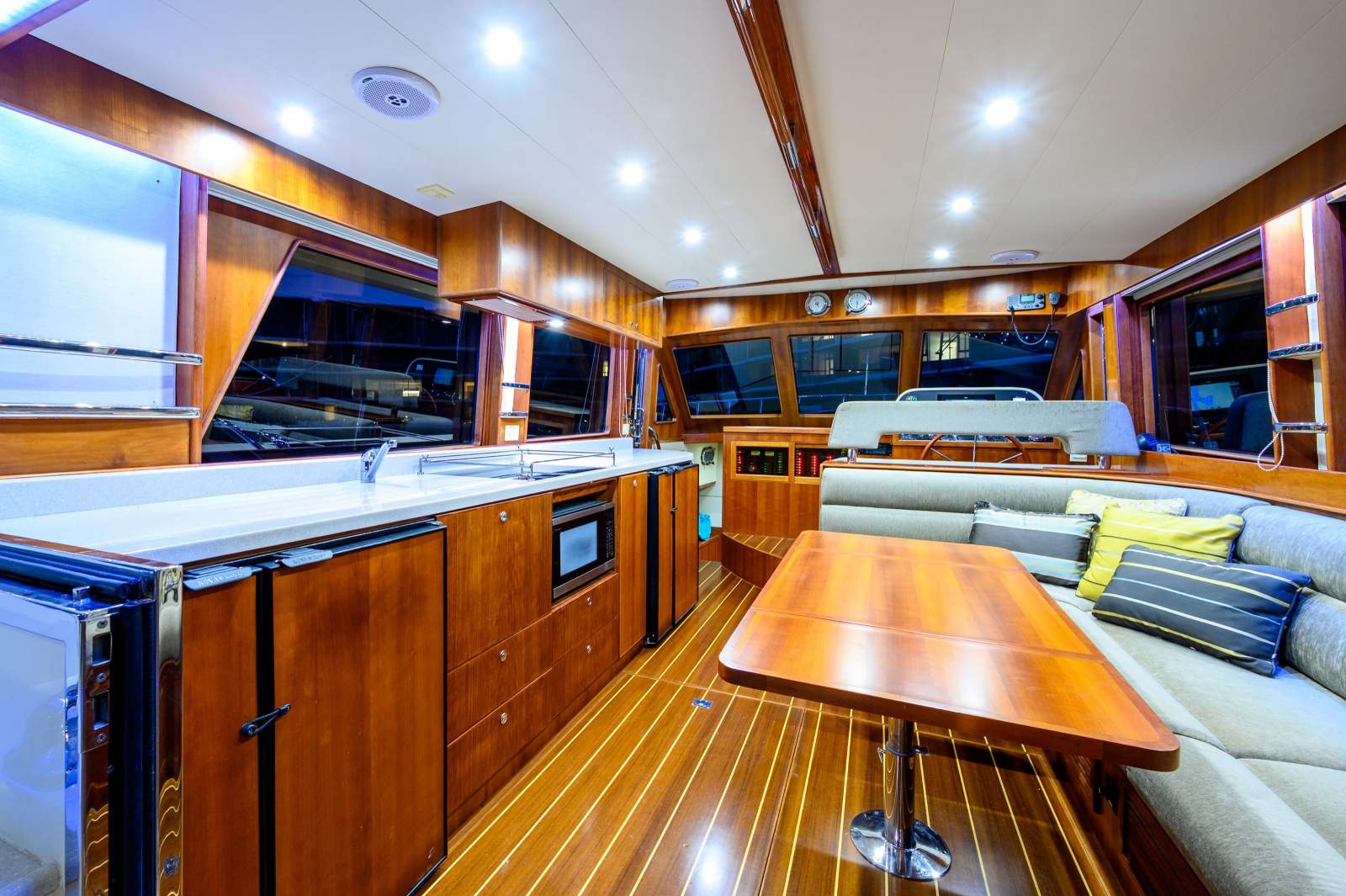 Used Alaska 46 Flybridge 2012 'lions Bay' for Sale | Boats For Sale ...