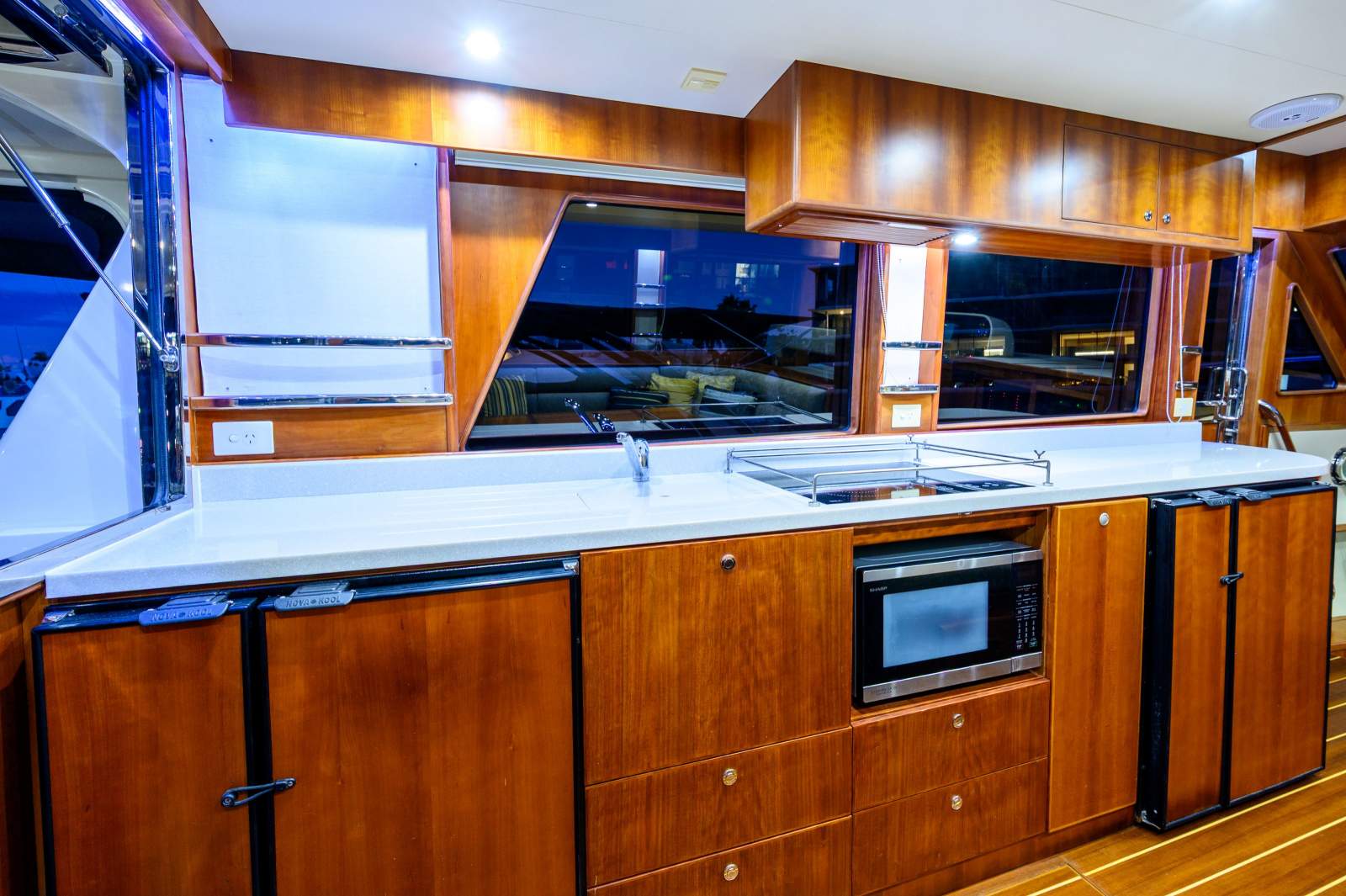 Used Alaska 46 Flybridge 2012 'lions Bay' for Sale | Boats For Sale ...