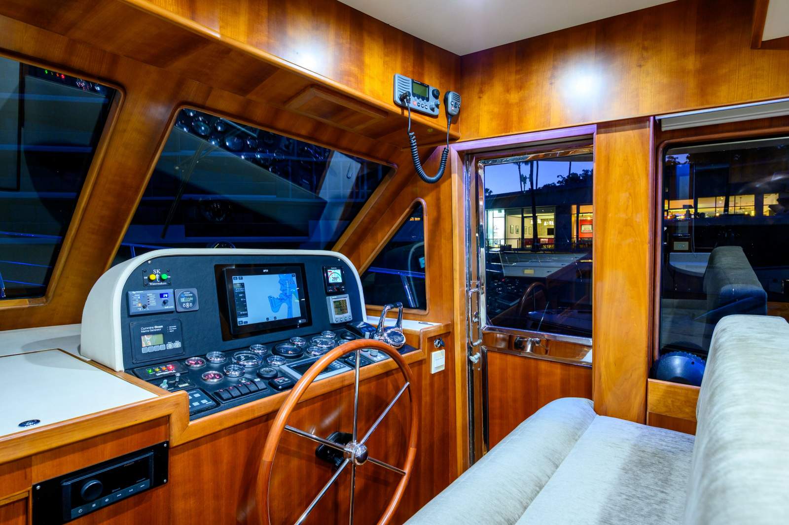 Used Alaska 46 Flybridge 2012 'lions Bay' for Sale | Boats For Sale ...