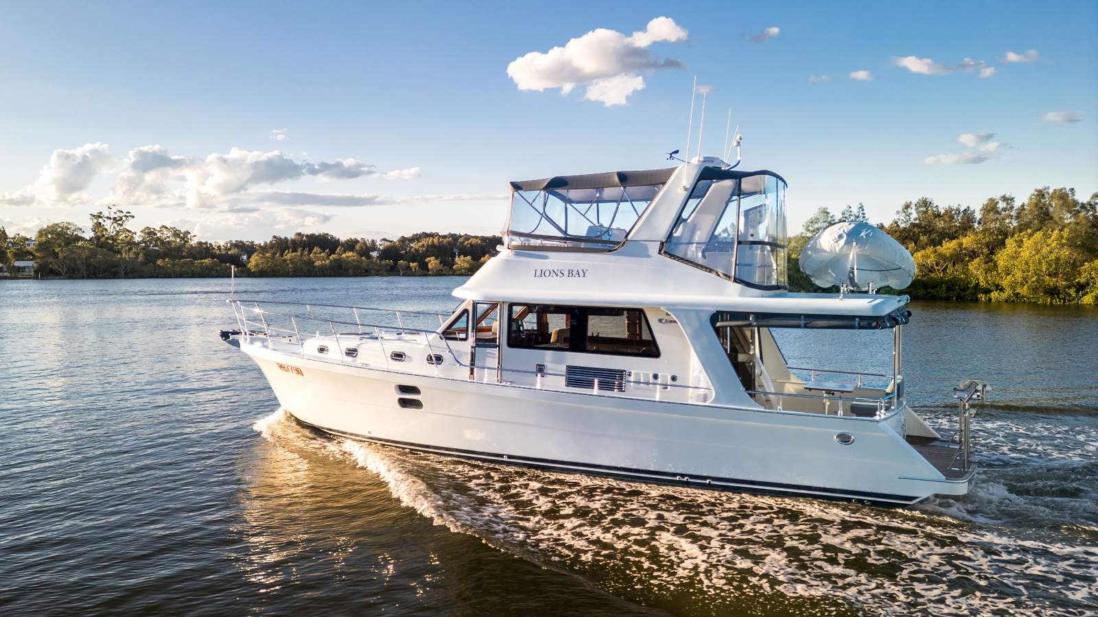 Used Alaska 46 Flybridge 2012 'lions Bay' for Sale | Boats For Sale ...