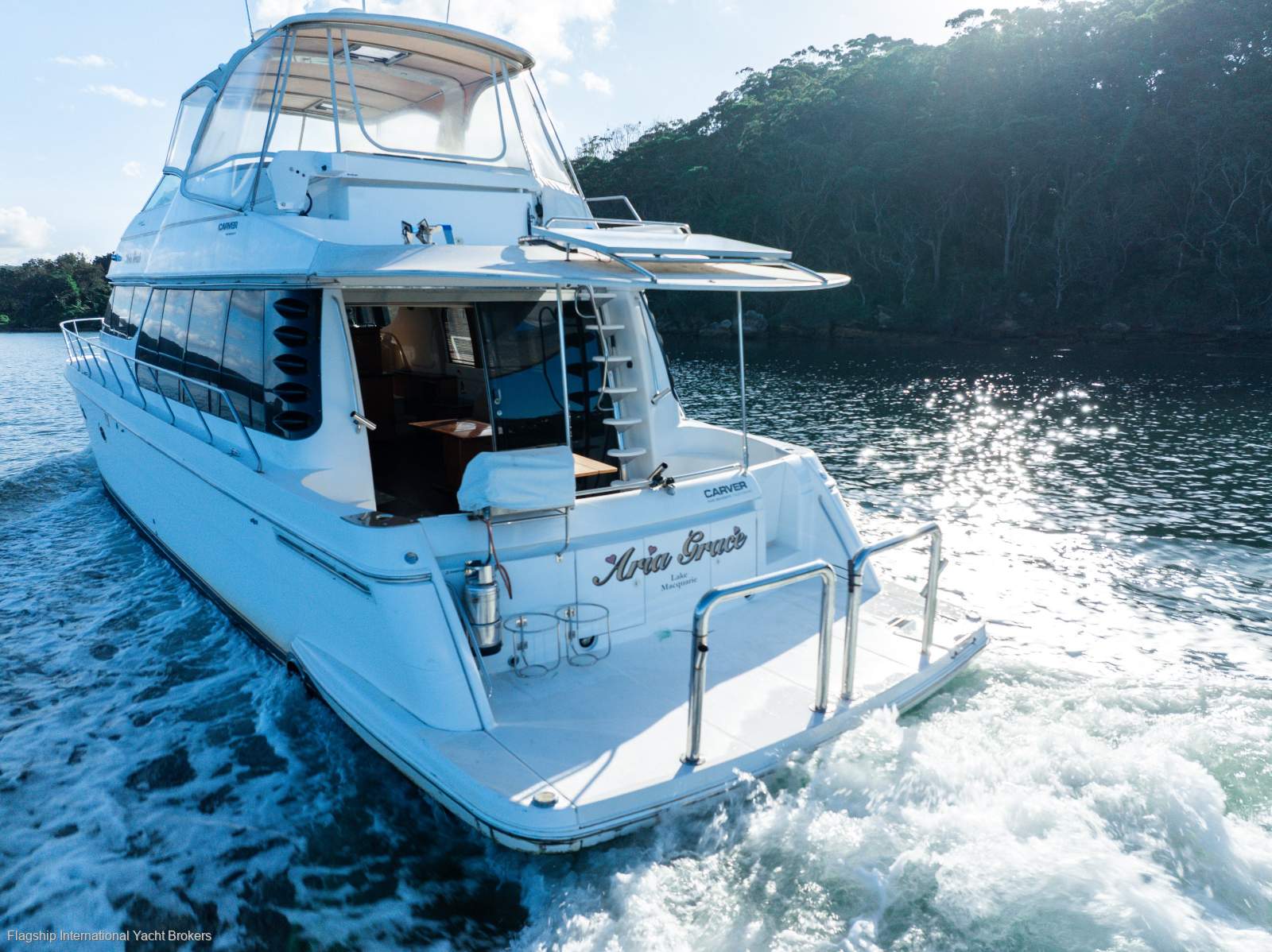 Used Carver 570 Pilothouse Cruiser for Sale | Boats For Sale | Yachthub