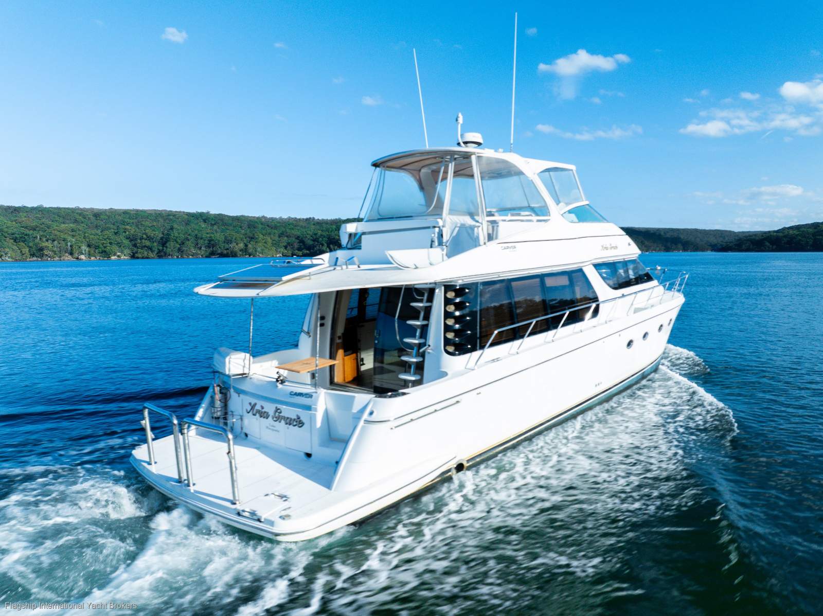 Used Carver 570 Pilothouse Cruiser for Sale | Boats For Sale | Yachthub