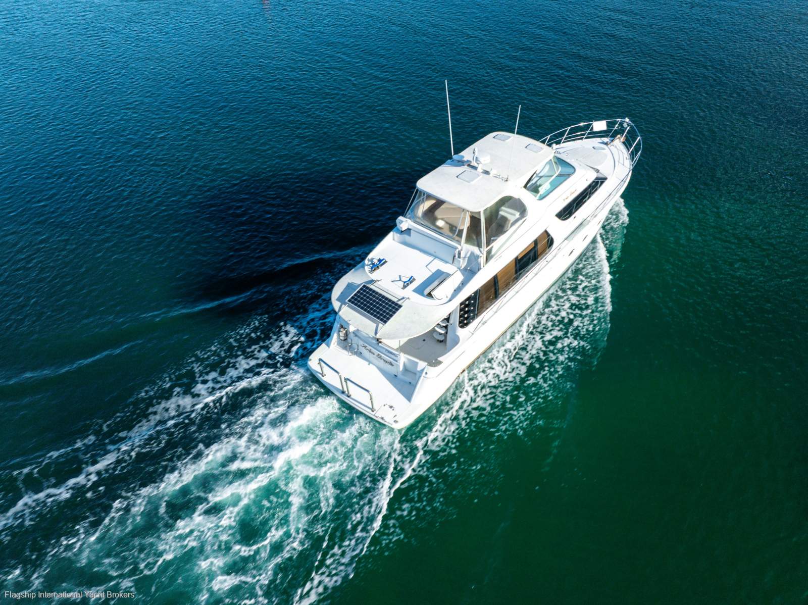 Used Carver 570 Pilothouse Cruiser for Sale | Boats For Sale | Yachthub