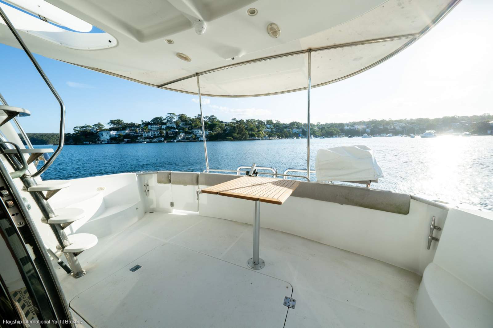 Used Carver 570 Pilothouse Cruiser for Sale | Boats For Sale | Yachthub