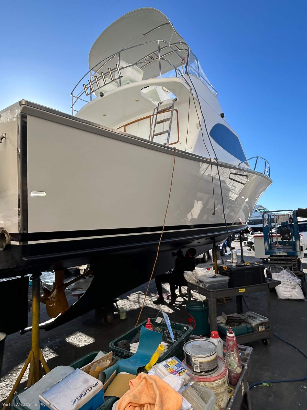 Mews 40 Flybridge Sports Fisher "Single Diesel Shaft with diesel genset ...
