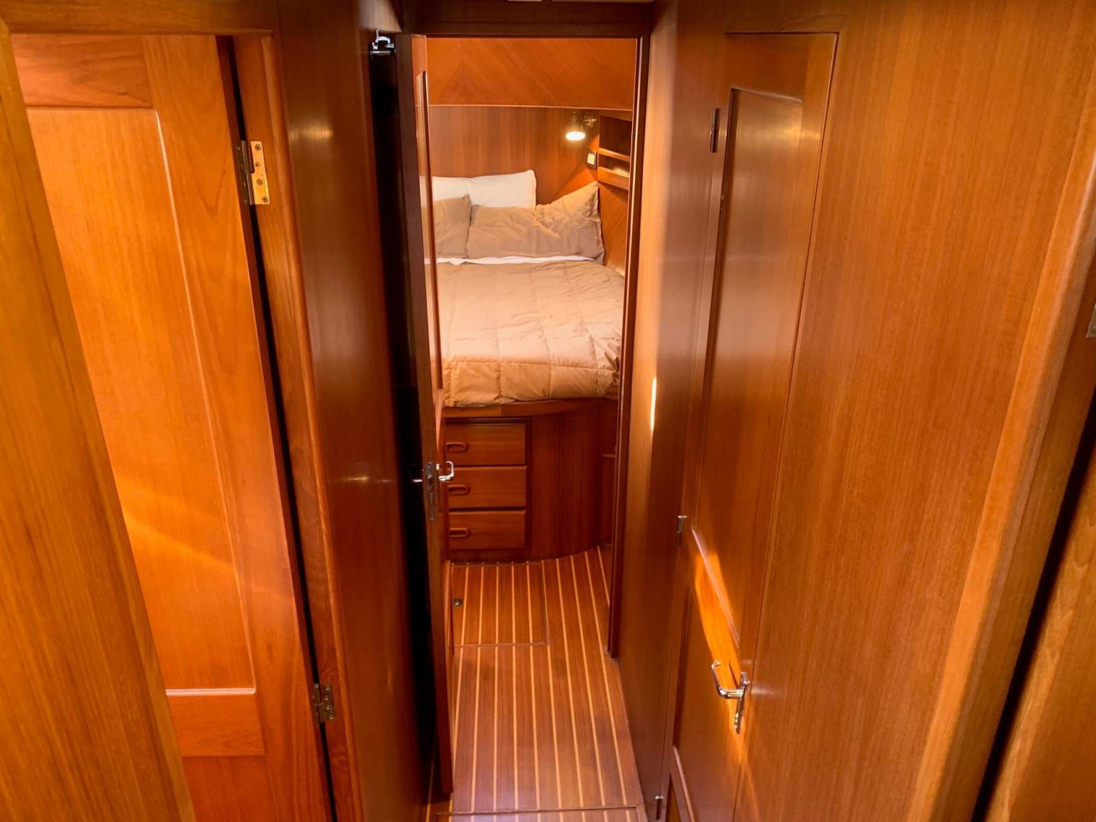 Used Alaska 45 Flybridge for Sale | Boats For Sale | Yachthub