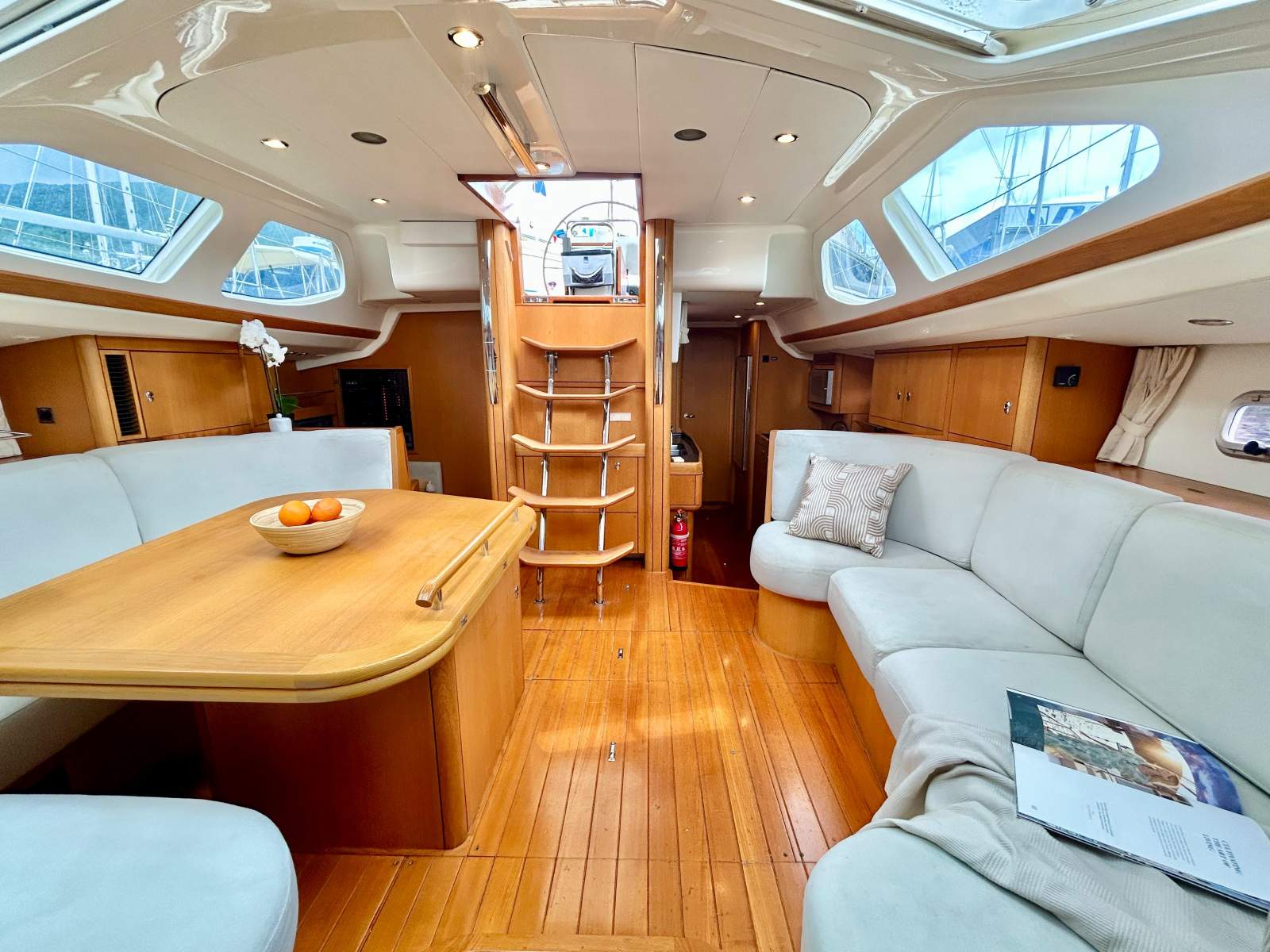 Used Oyster 54 for Sale | Yachts For Sale | Yachthub
