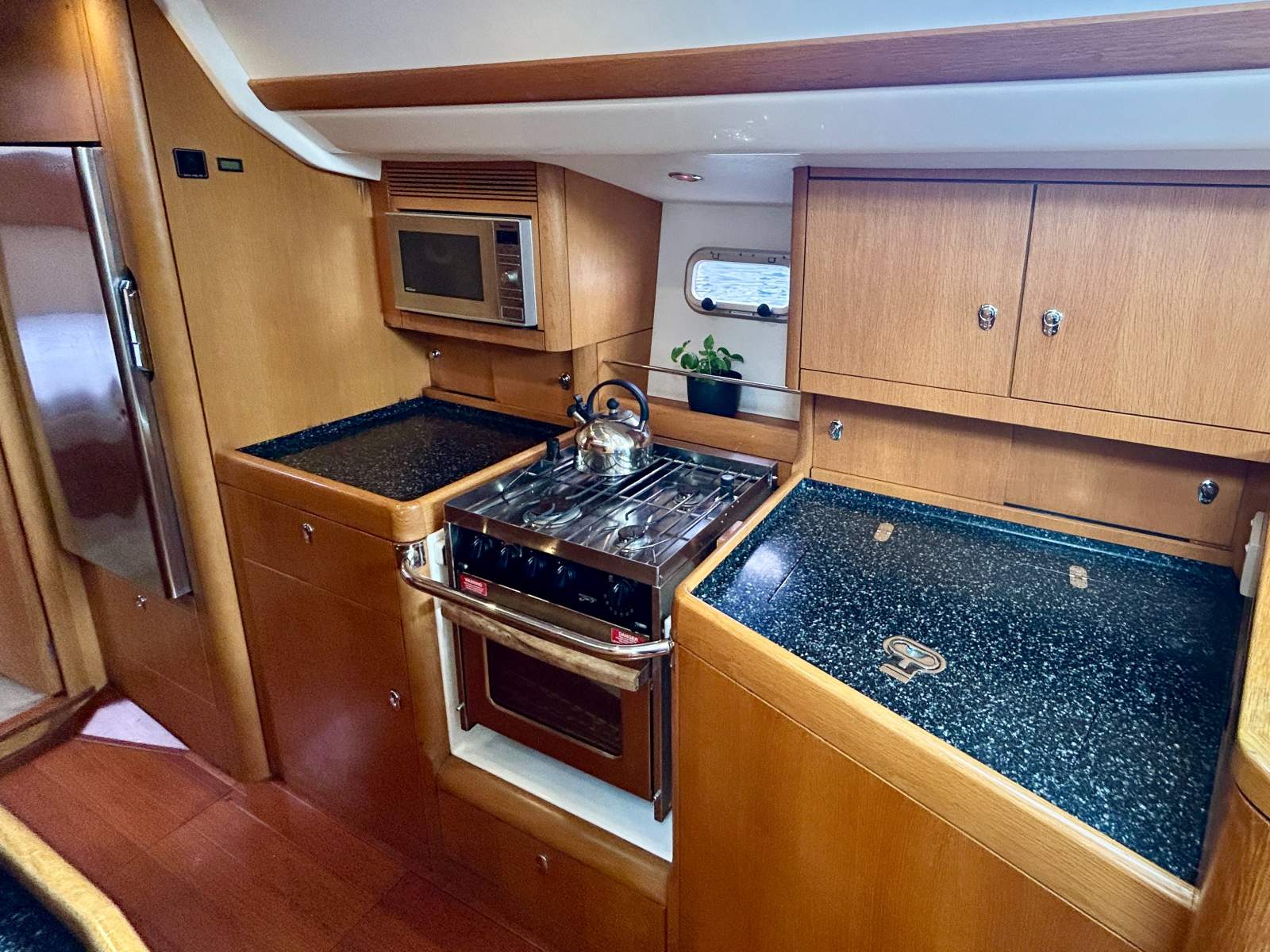 Used Oyster 54 for Sale | Yachts For Sale | Yachthub