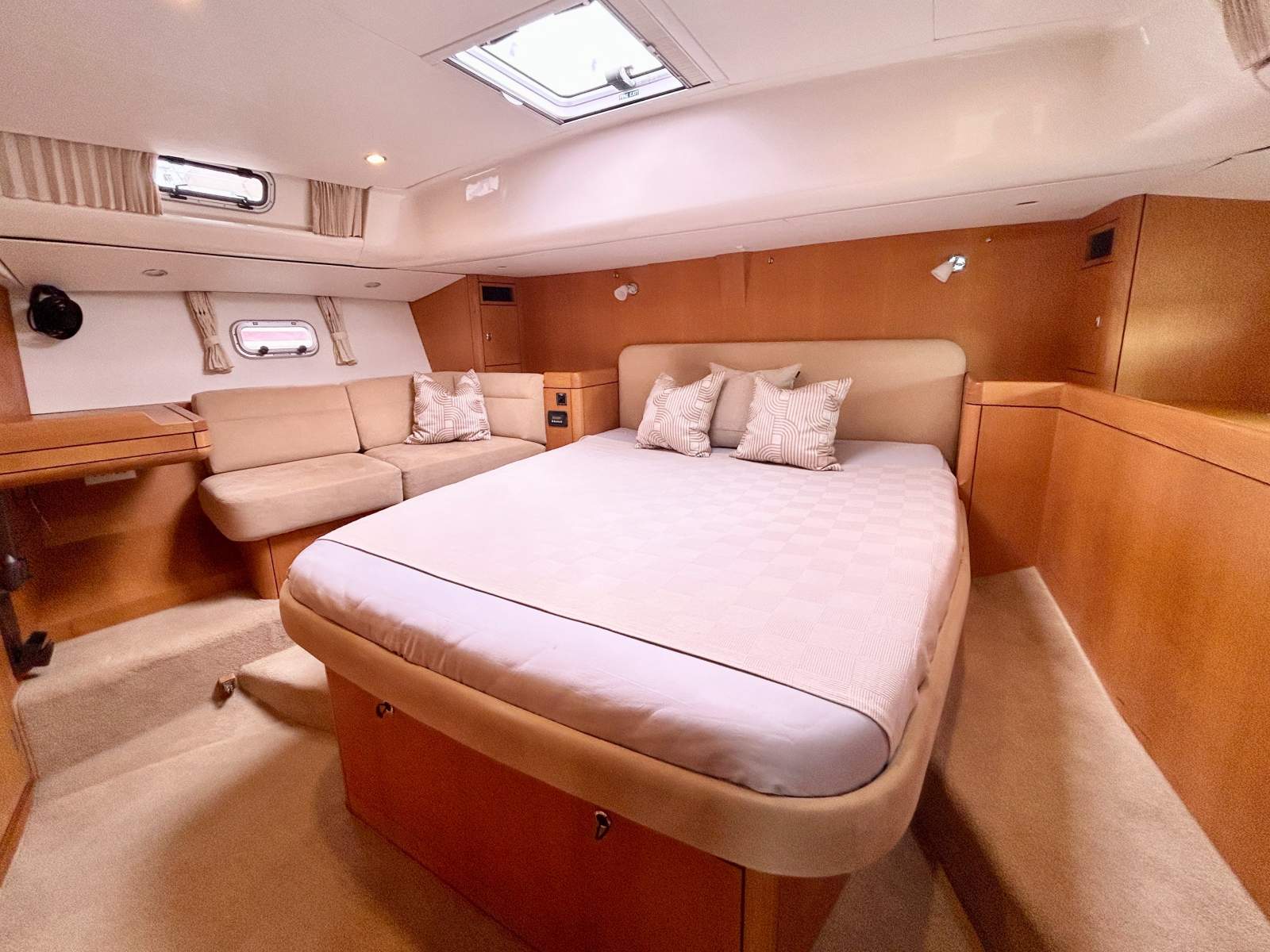 Used Oyster 54 for Sale | Yachts For Sale | Yachthub