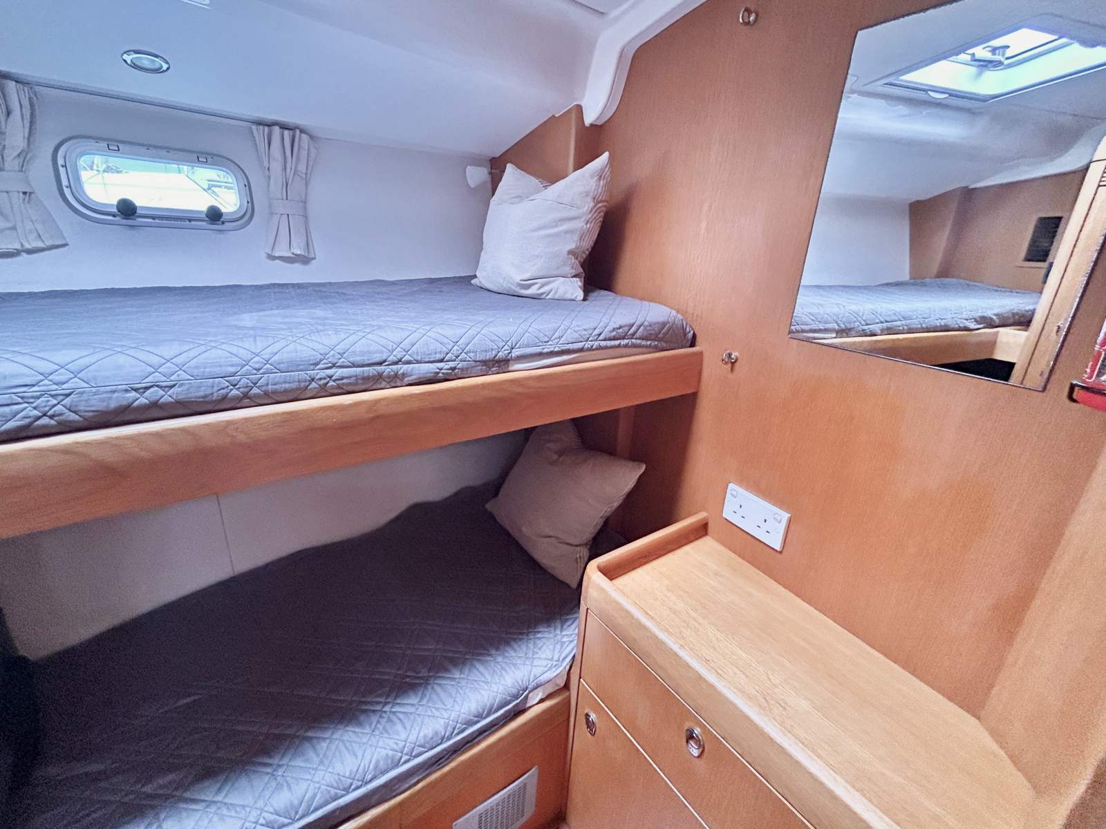 Used Oyster 54 for Sale | Yachts For Sale | Yachthub