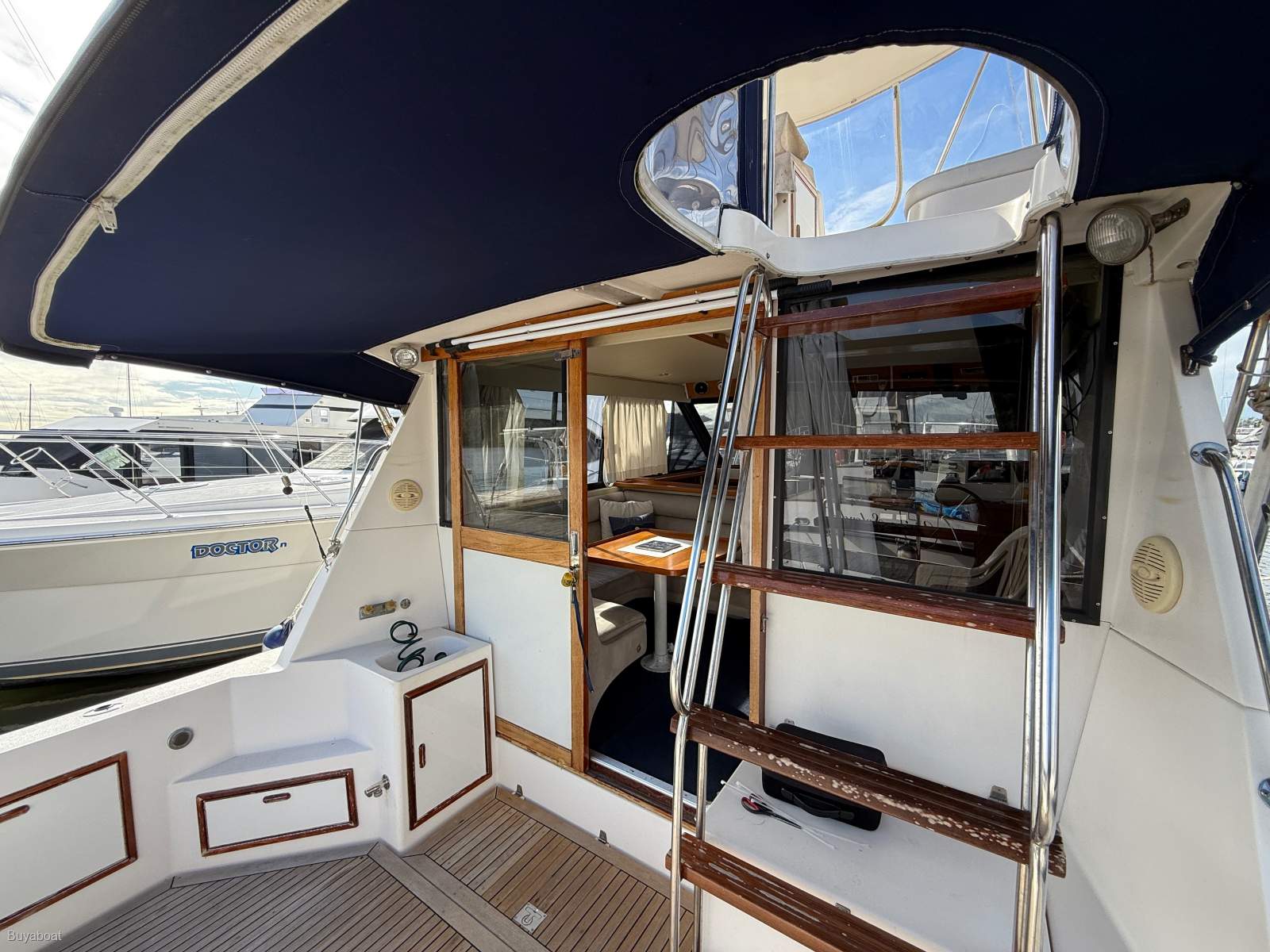 Riviera 35 Blue Water For Sale | Buy a Boat Newcastle Lake Macquarie ...