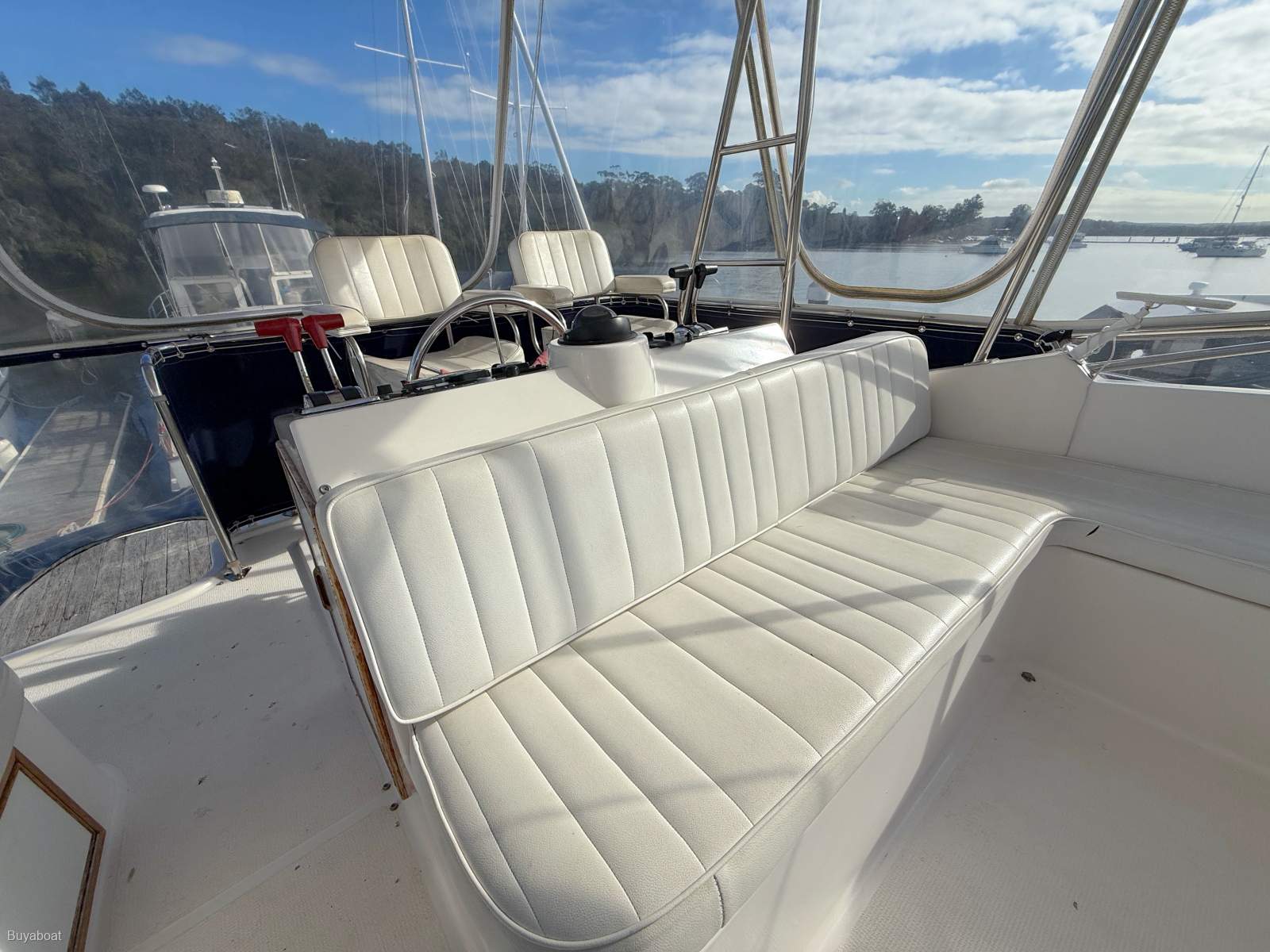 Used Riviera 35 Blue Water for Sale | Boats For Sale | Yachthub