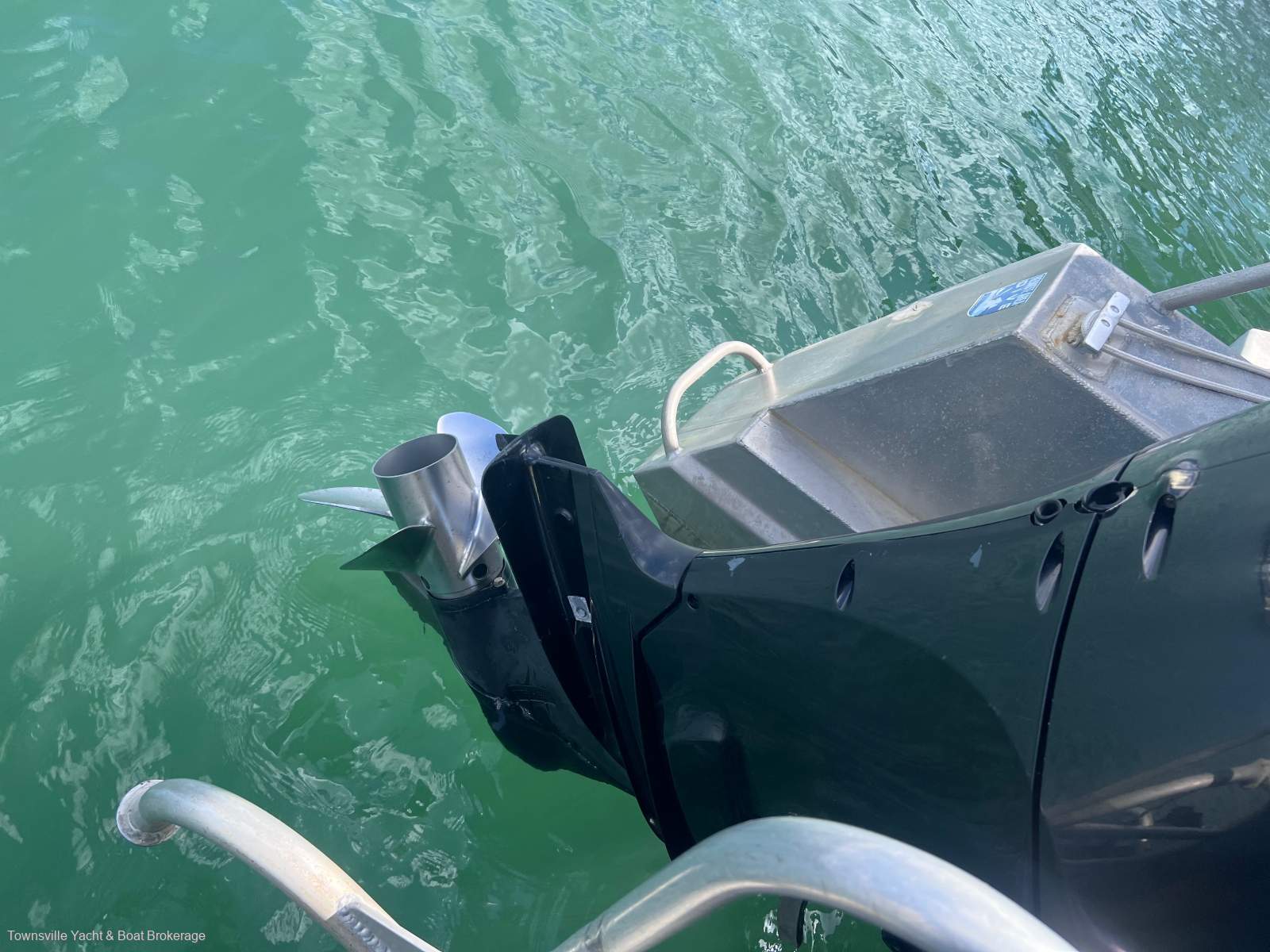 Used Snyper Custom Dive Boat On Tri Axle Swiftco Trailer for Sale ...