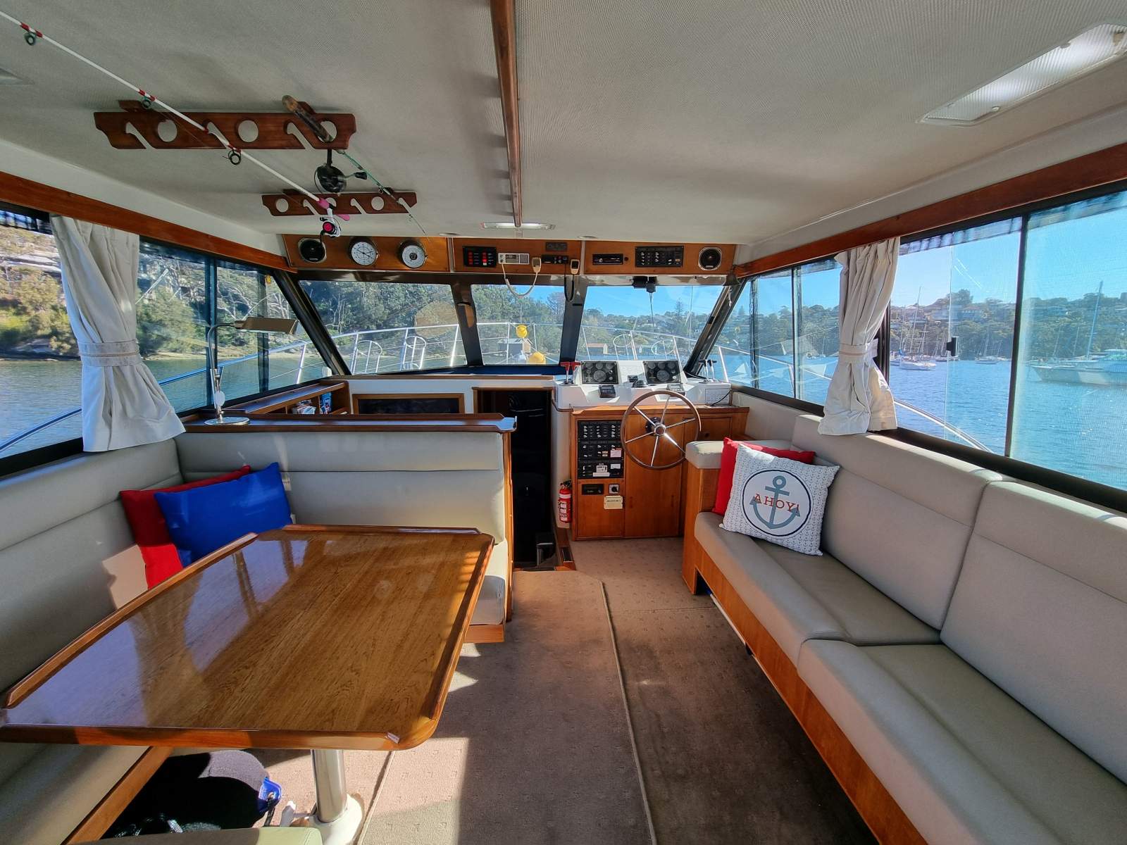 Used Riviera 35 Flybridge for Sale | Boats For Sale | Yachthub