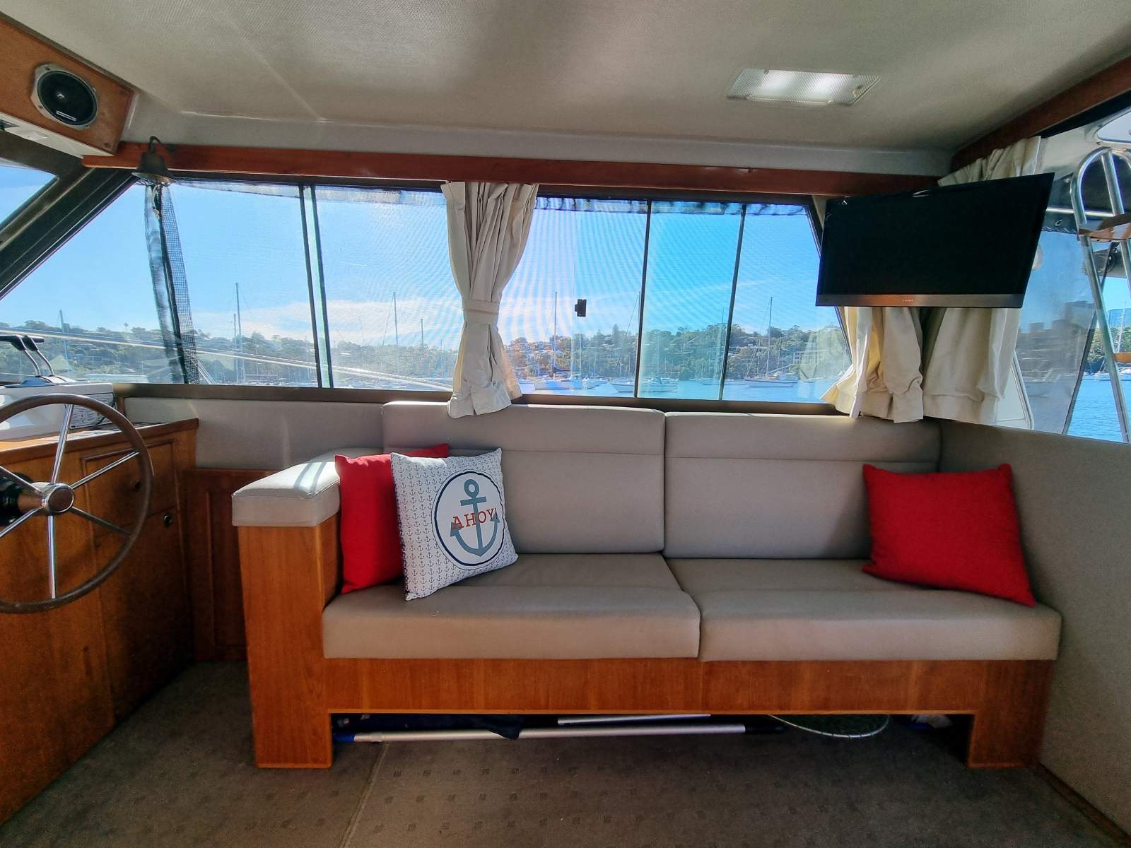 Used Riviera 35 Flybridge for Sale | Boats For Sale | Yachthub