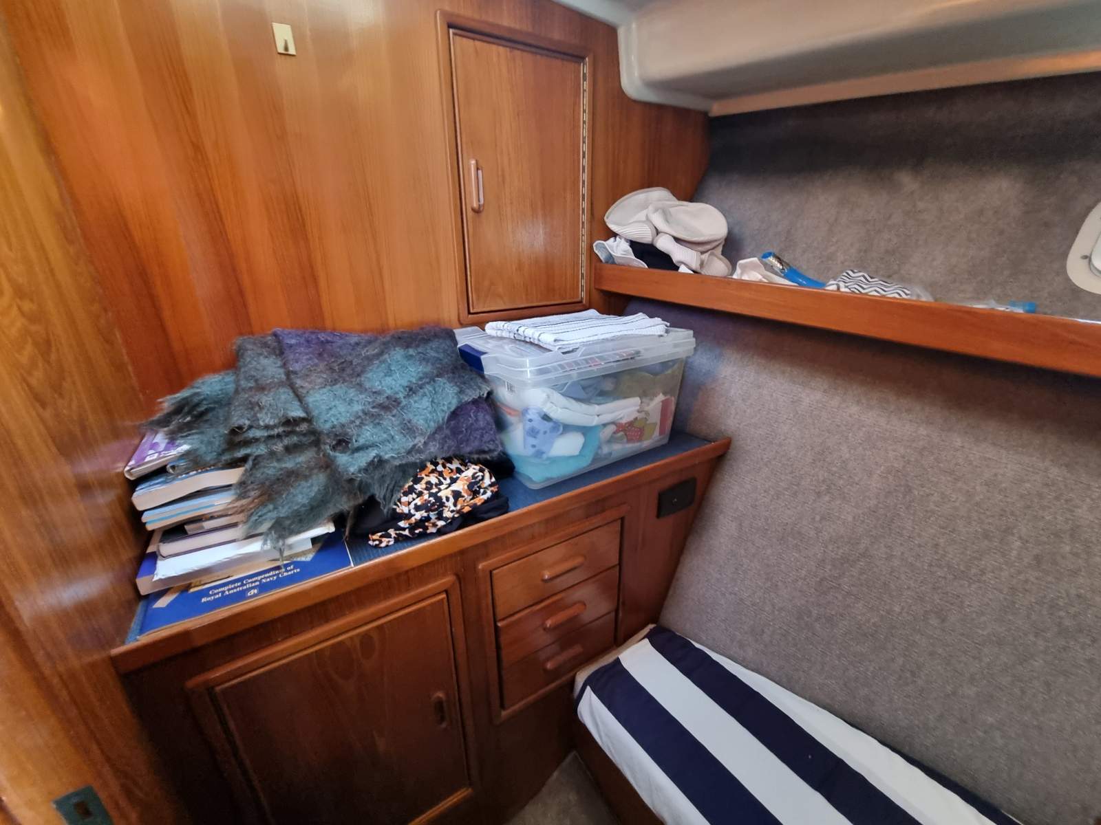 Used Riviera 35 Flybridge for Sale | Boats For Sale | Yachthub