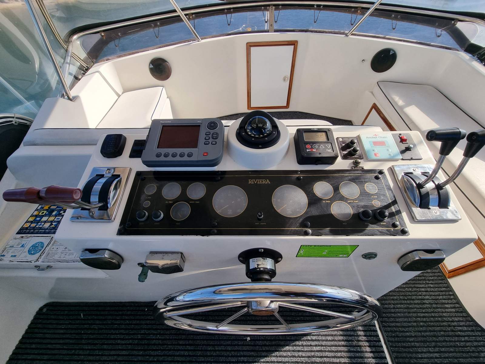 Used Riviera 35 Flybridge for Sale | Boats For Sale | Yachthub