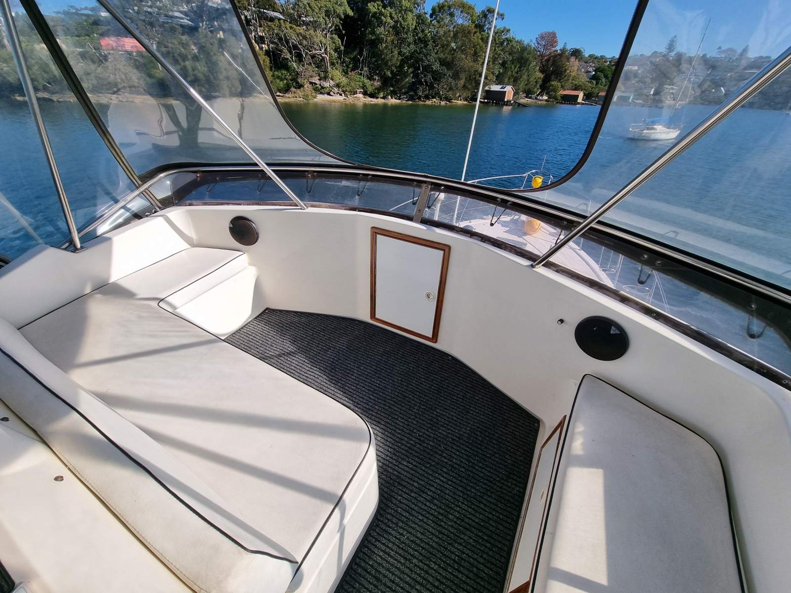 Used Riviera 35 Flybridge for Sale | Boats For Sale | Yachthub