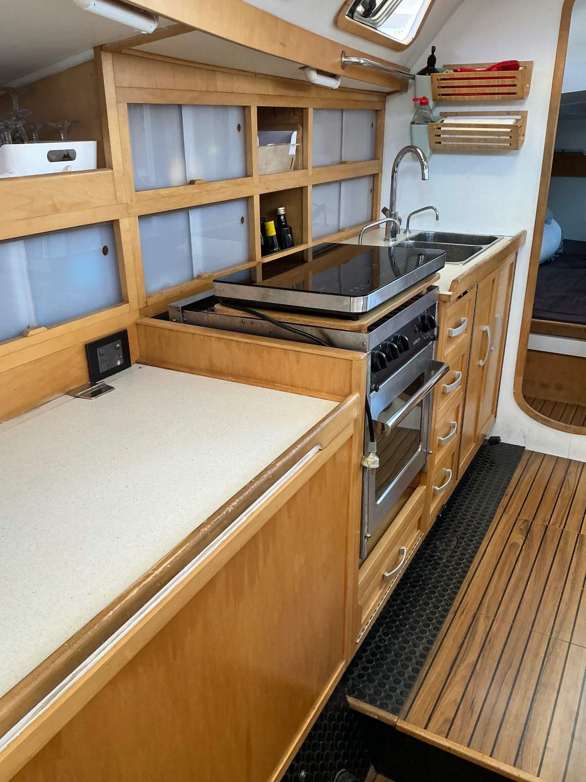 Used Alubat Ovni 41 2015 Relaunch After Complete Refit. for Sale ...